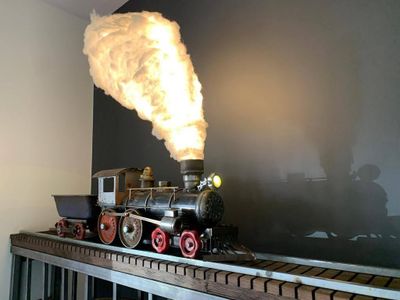 My ‘Light’ Engine Locomotive – a Unique Scrap Metal Train Lamp & Bridge ...