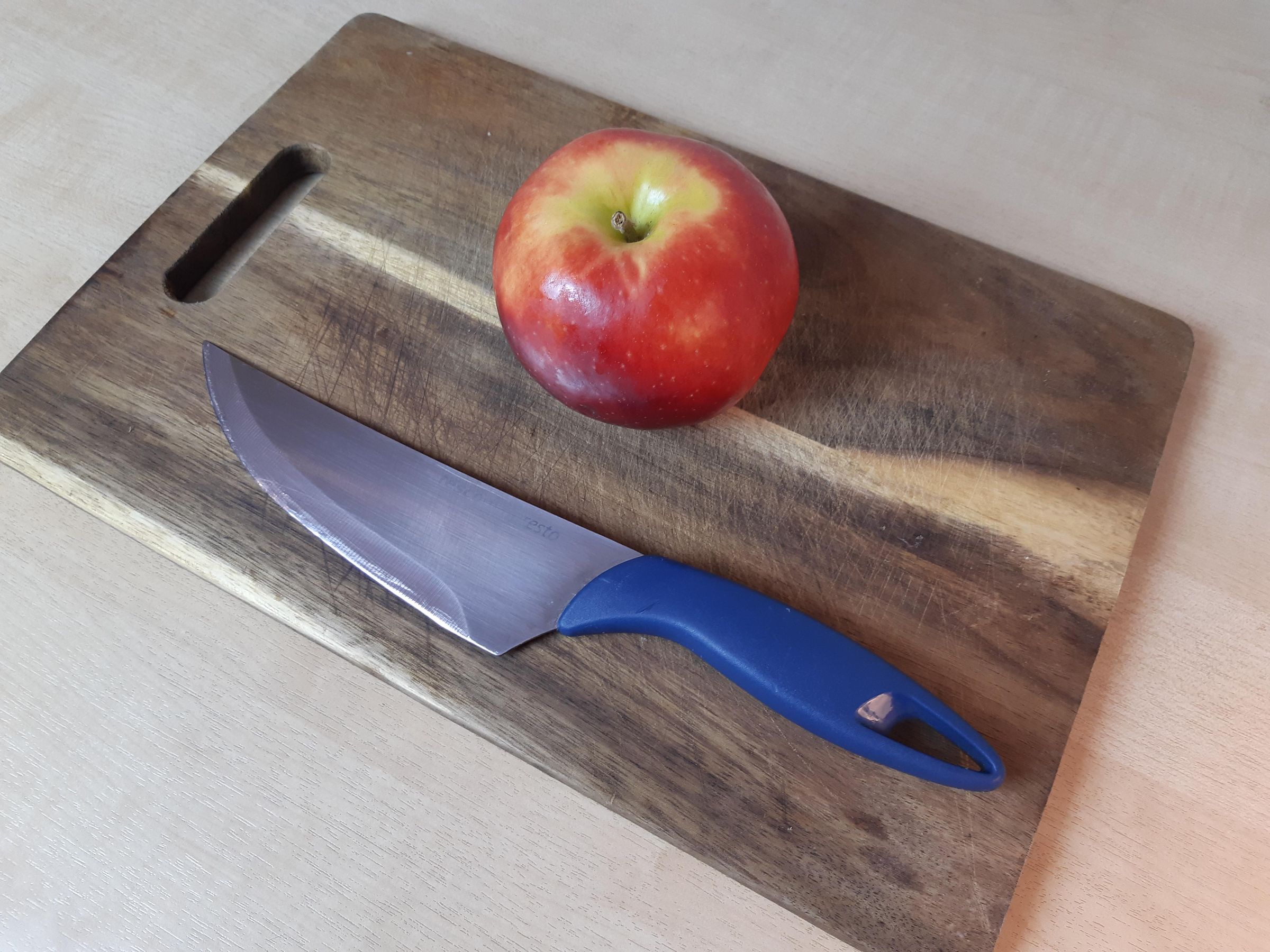 Edible Apple Swan : 7 Steps (with Pictures) - Instructables