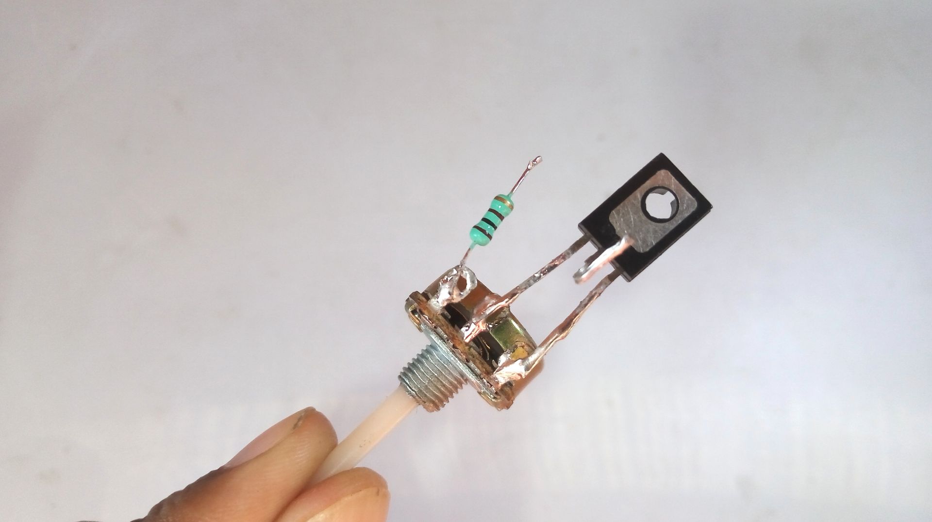 LED Strip Brightness Controller : 7 Steps - Instructables