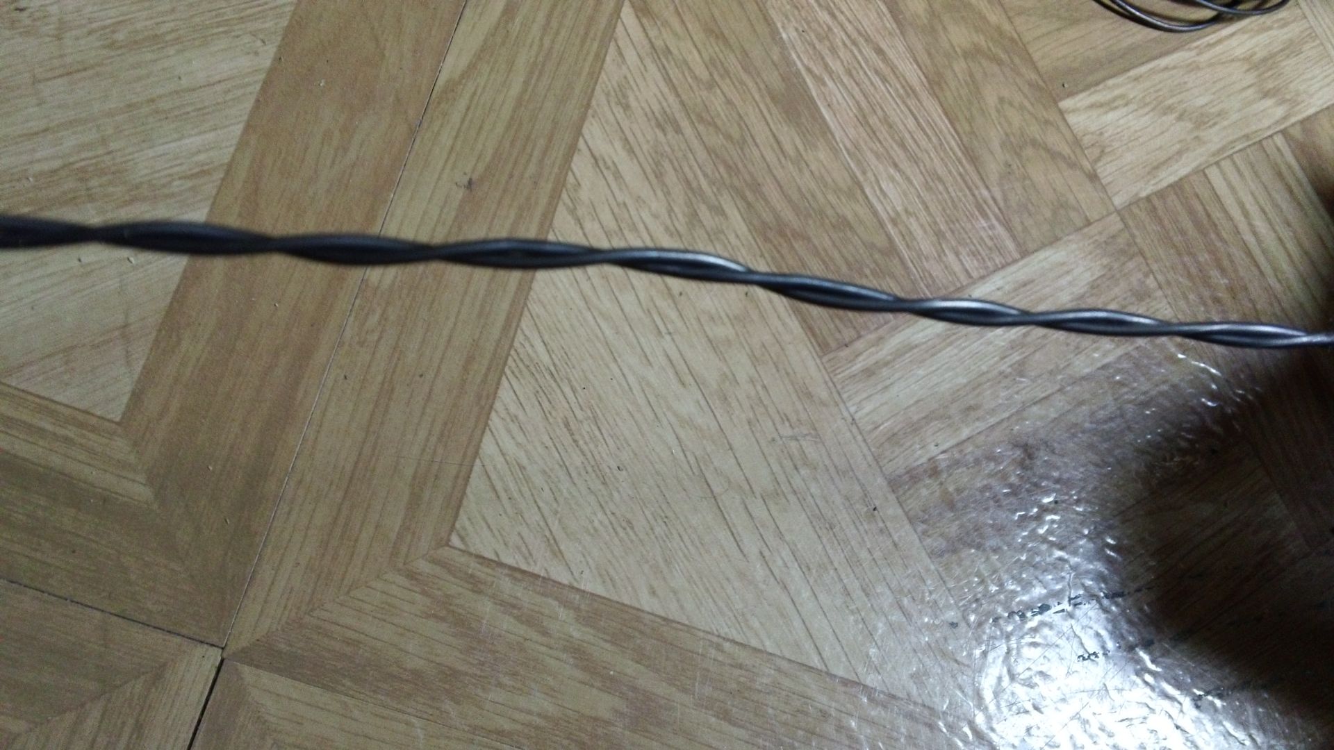 Basics of Twisting Wire for Jewelry : 4 Steps (with Pictures ...