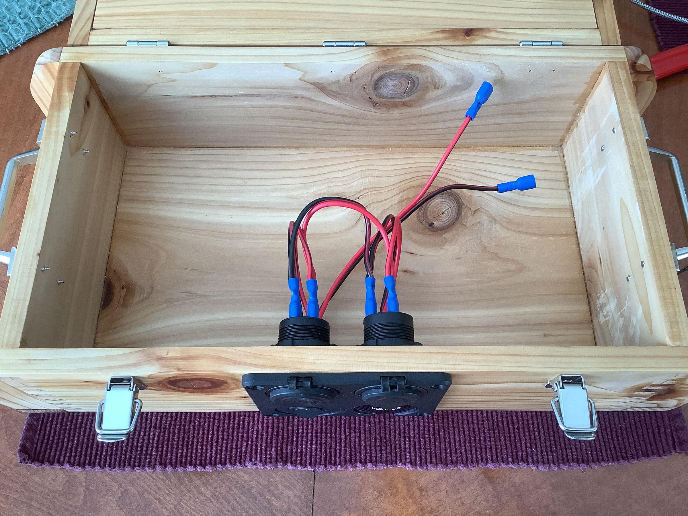 Cedar Power/Tackle Box for Kayak Fishing : 14 Steps (with Pictures ...