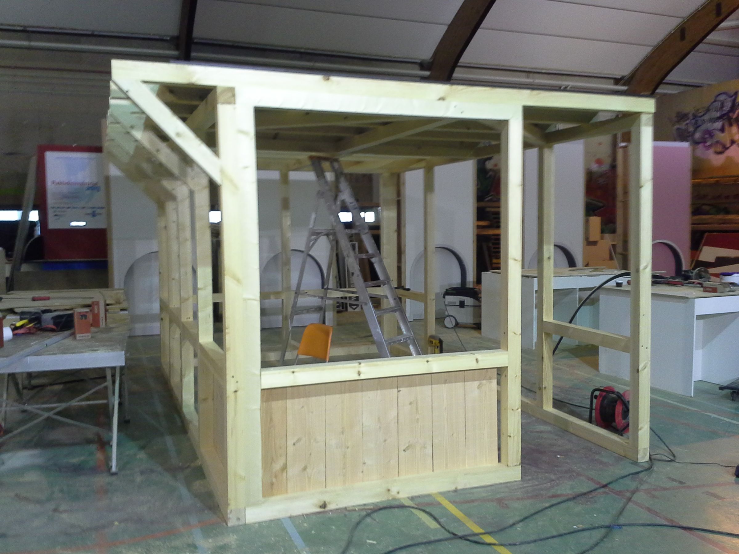 2 Level Reception Desk : 8 Steps (with Pictures) - Instructables