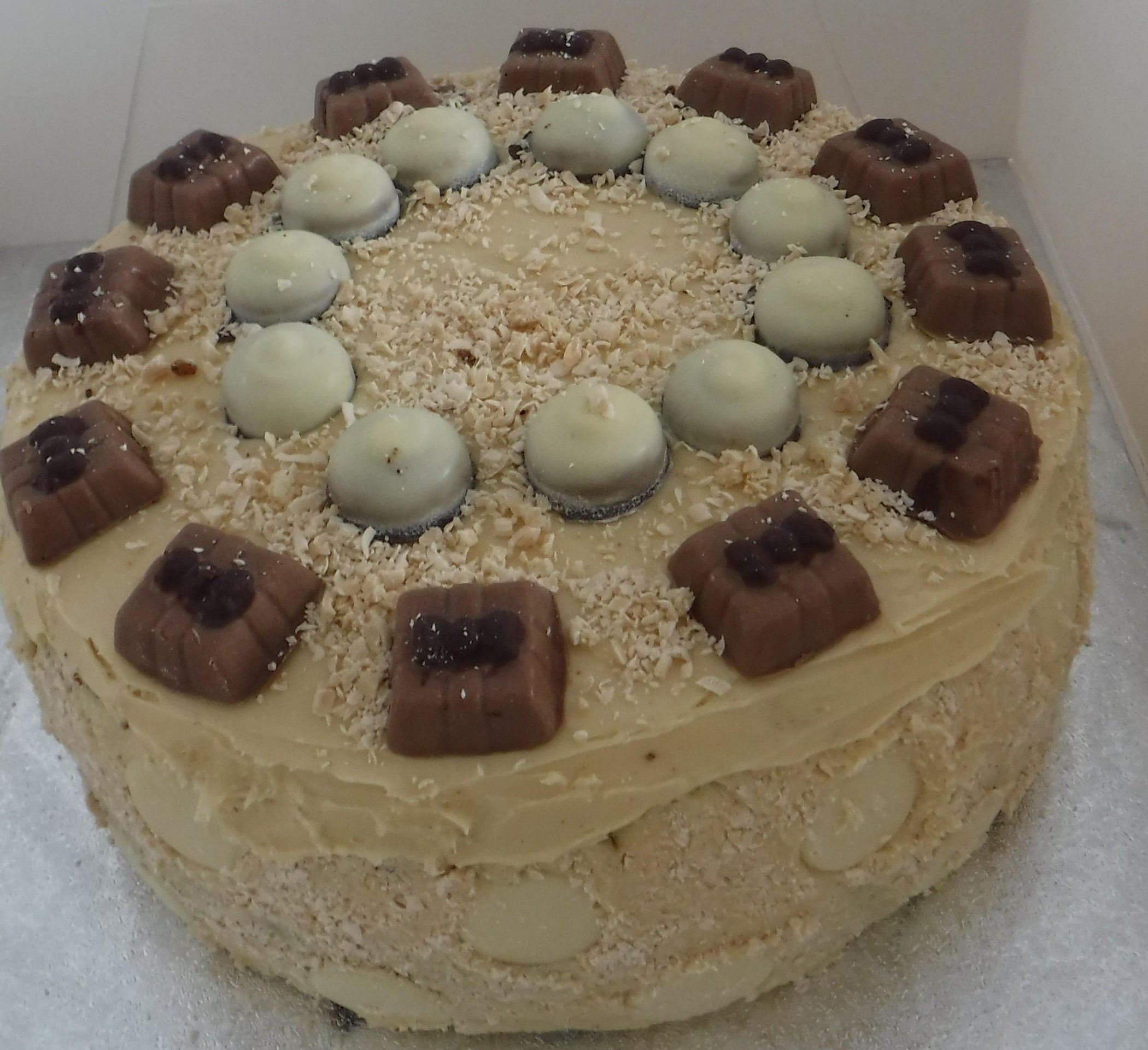 Gold Cake : 11 Steps (with Pictures) - Instructables