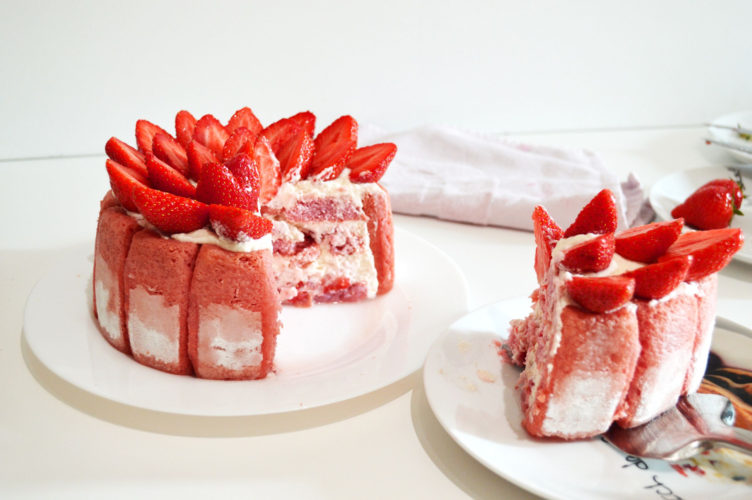 Strawberry Charlotte Cake : 6 Steps (with Pictures) - Instructables