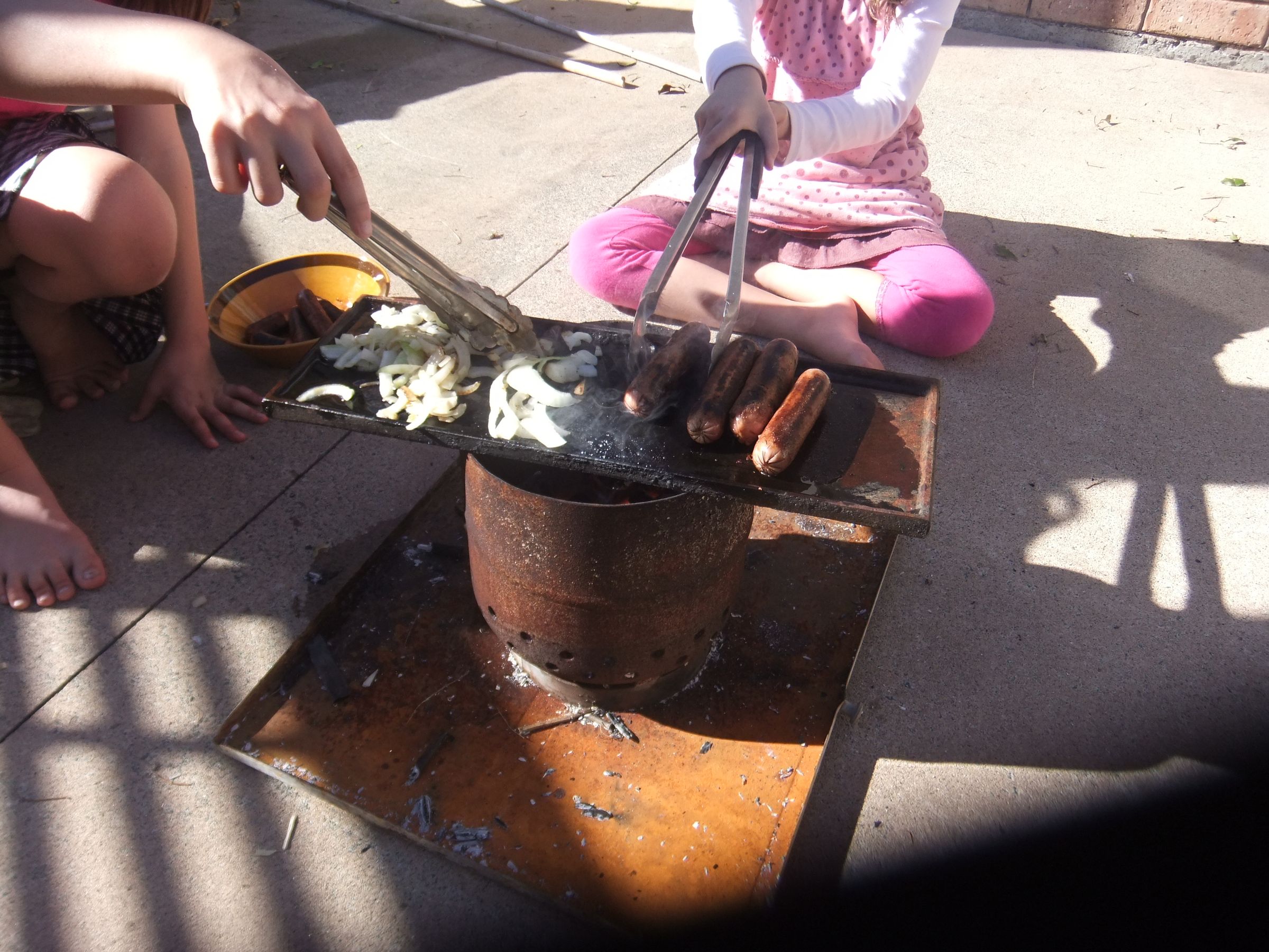 Gas Bottle Fire Pit / Brazier / Barbeque Grill : 5 Steps - Instructables