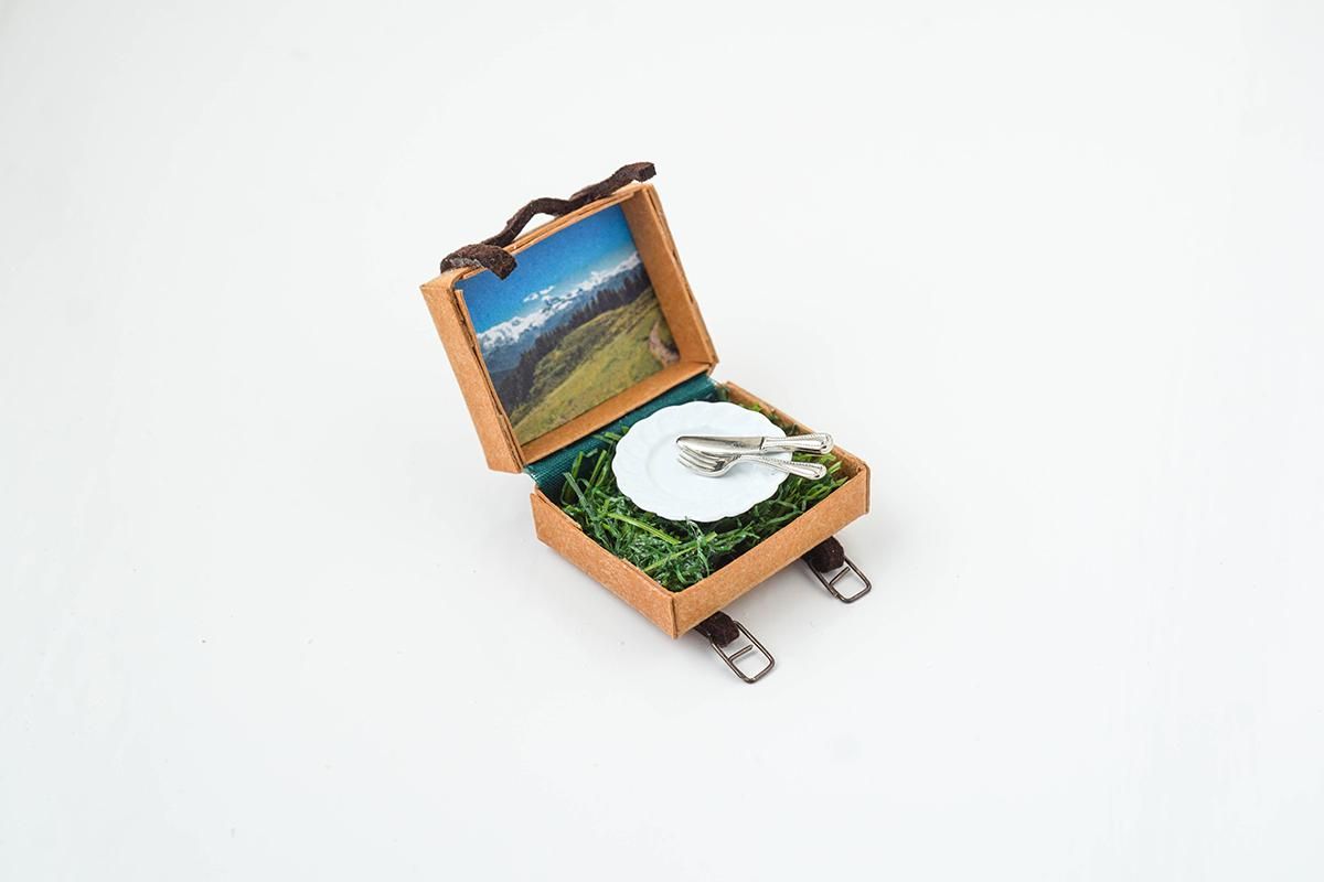 DIY Miniature Suitcase | How to Make a Mini 1/12 Picnic Hamper : 9 ...