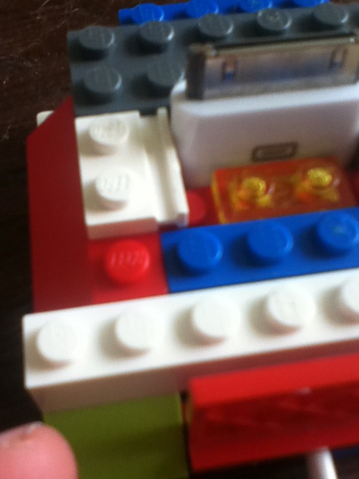 Easy LEGO IPod Dock : 6 Steps - Instructables