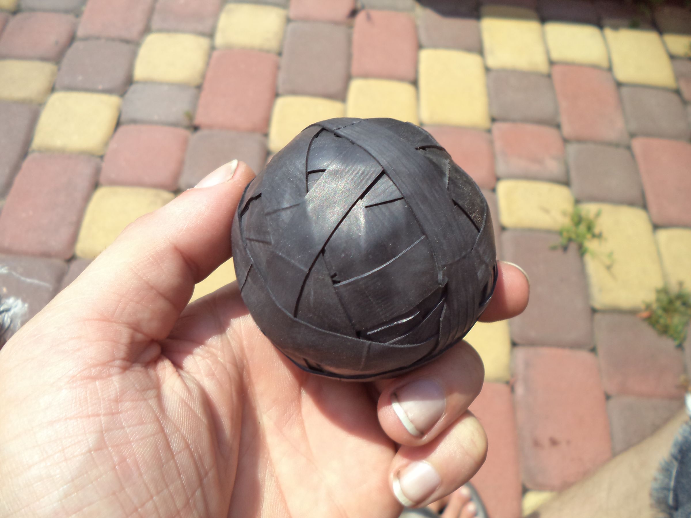 Dodeca Rubber Fidget Ball From Inner Tubes : 13 Steps (with Pictures ...