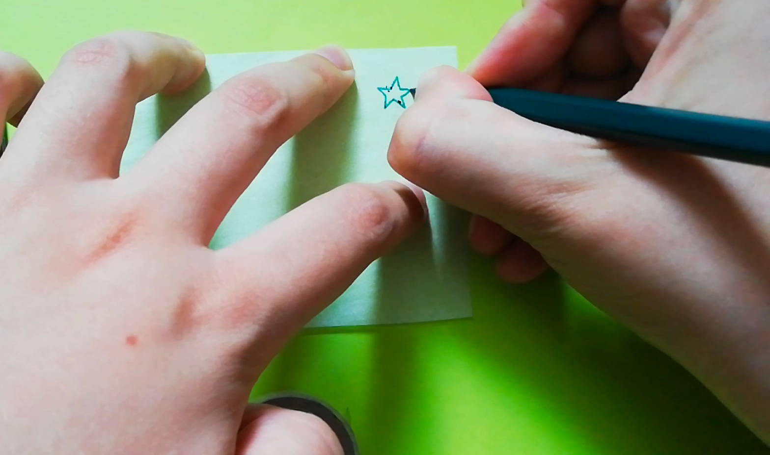 DIY Clear Stickers Without a Printer in One Minute : 3 Steps (with ...
