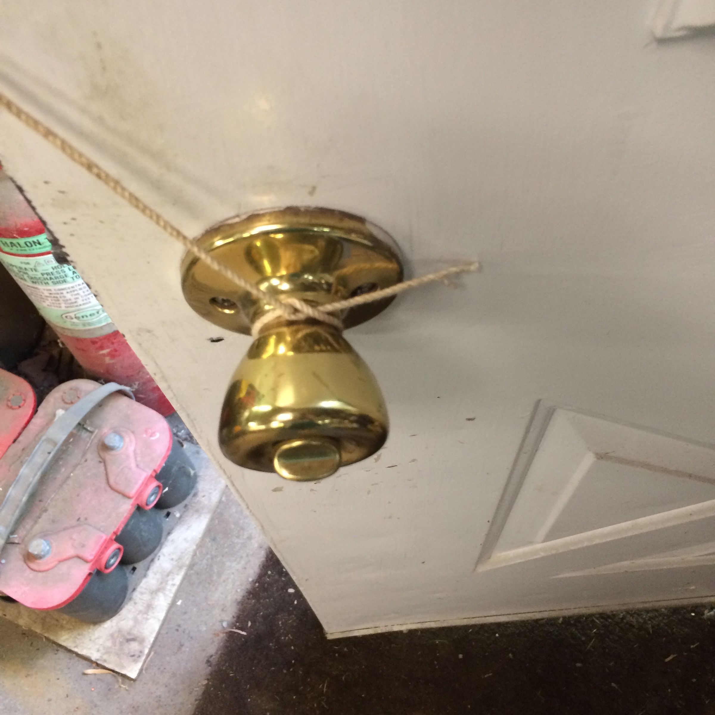 The Lazy Light Switch : 3 Steps - Instructables