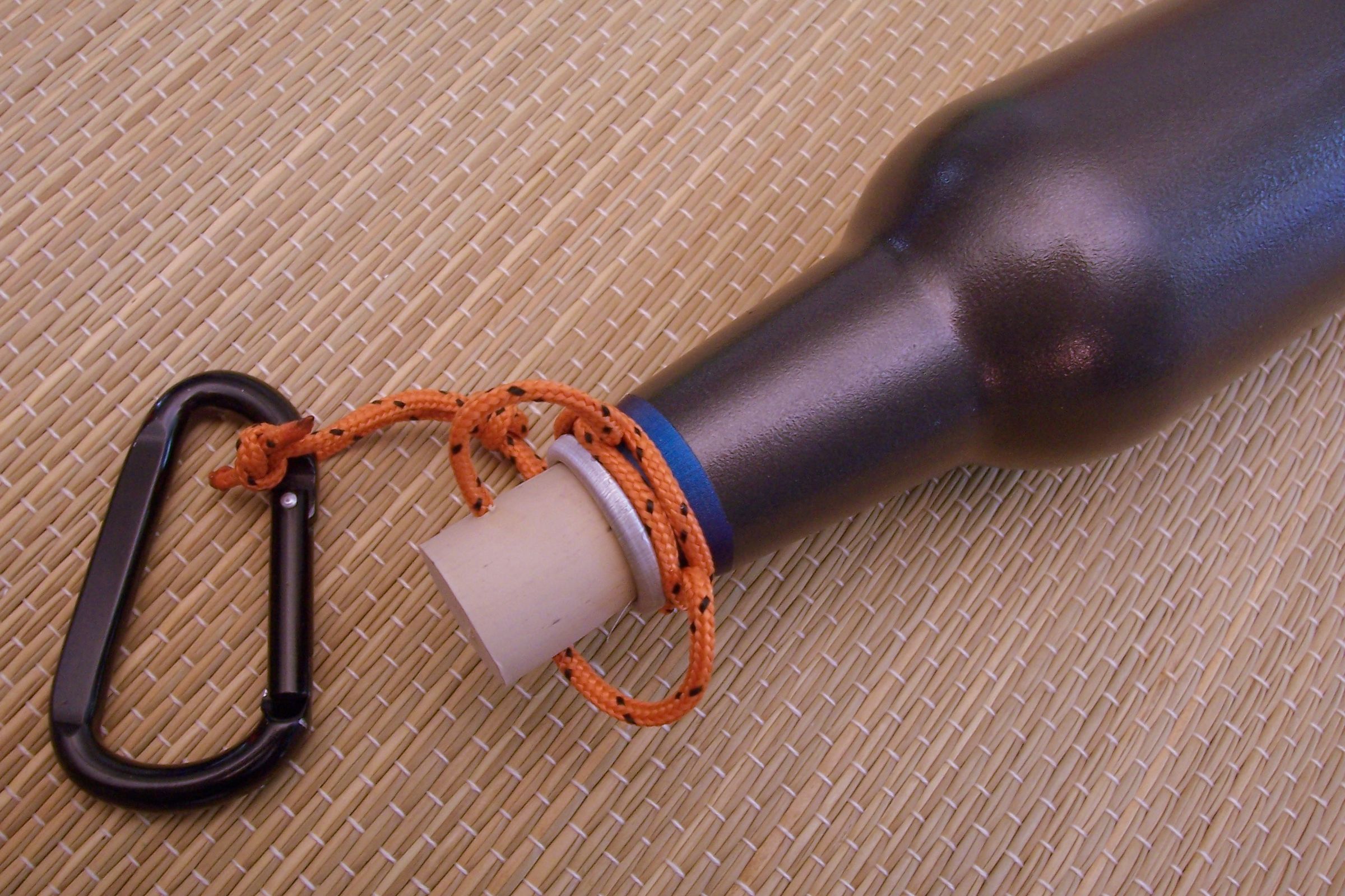 Carry Any Bottle With a JUG KNOT Handle : 16 Steps (with Pictures ...