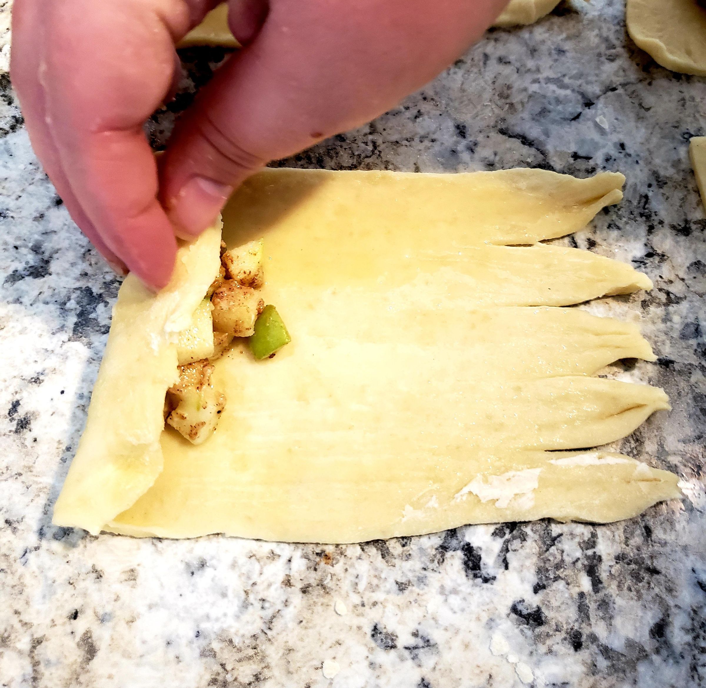 Floral Pinch Pies : 17 Steps (with Pictures) - Instructables