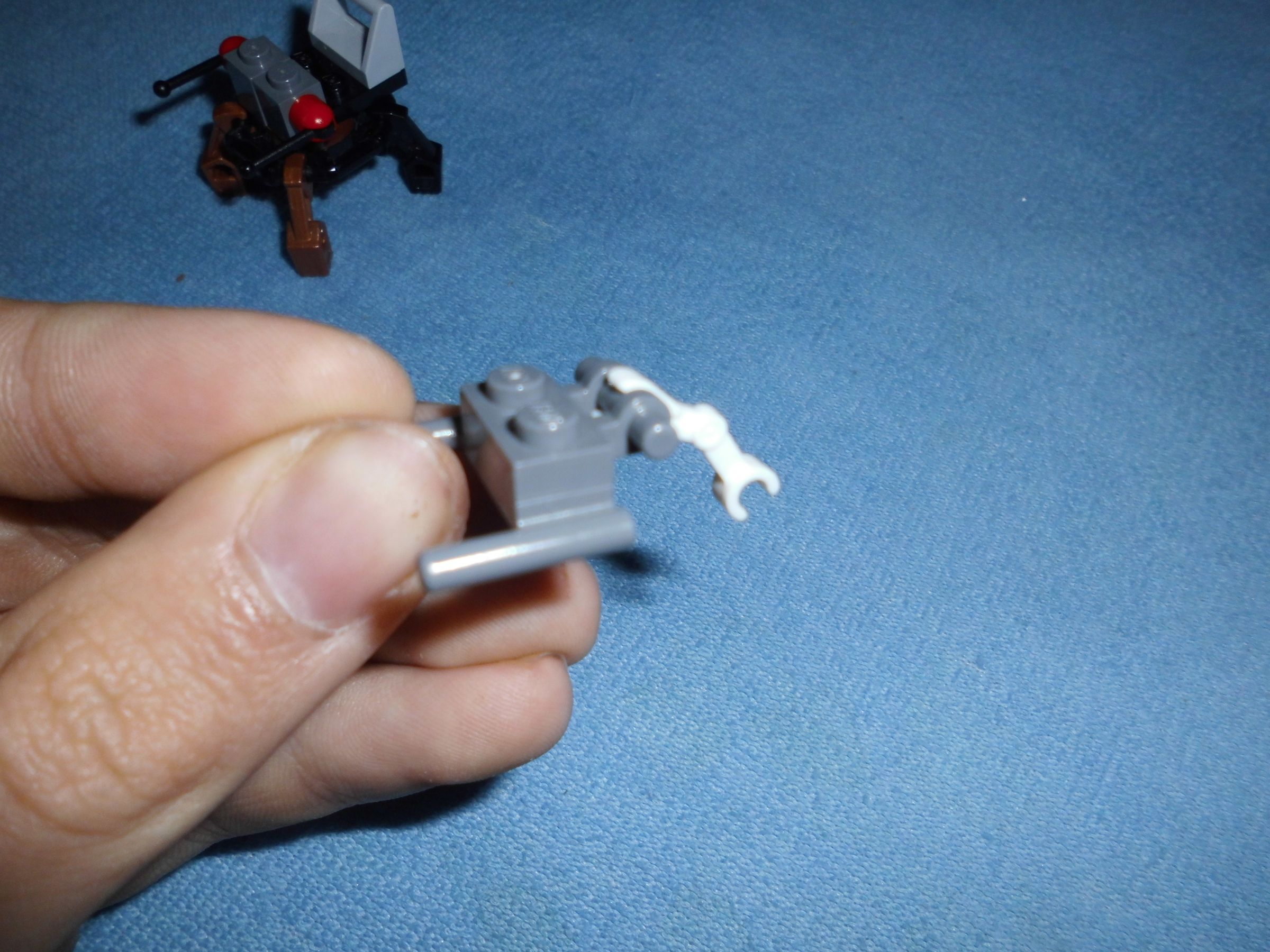 Mini-Droideka : 4 Steps - Instructables