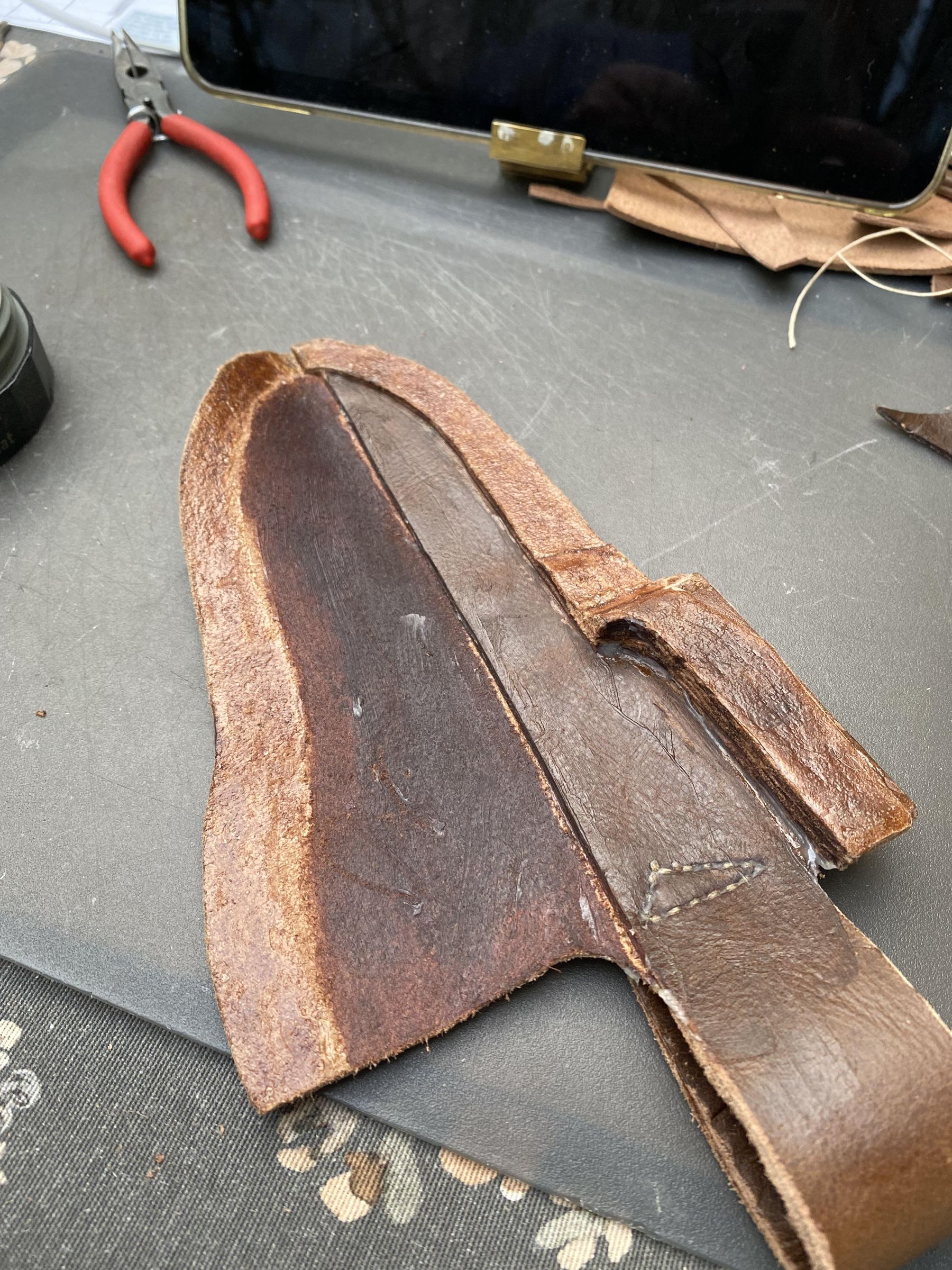 DIY Leather Knife Sheath : 8 Steps (with Pictures) - Instructables