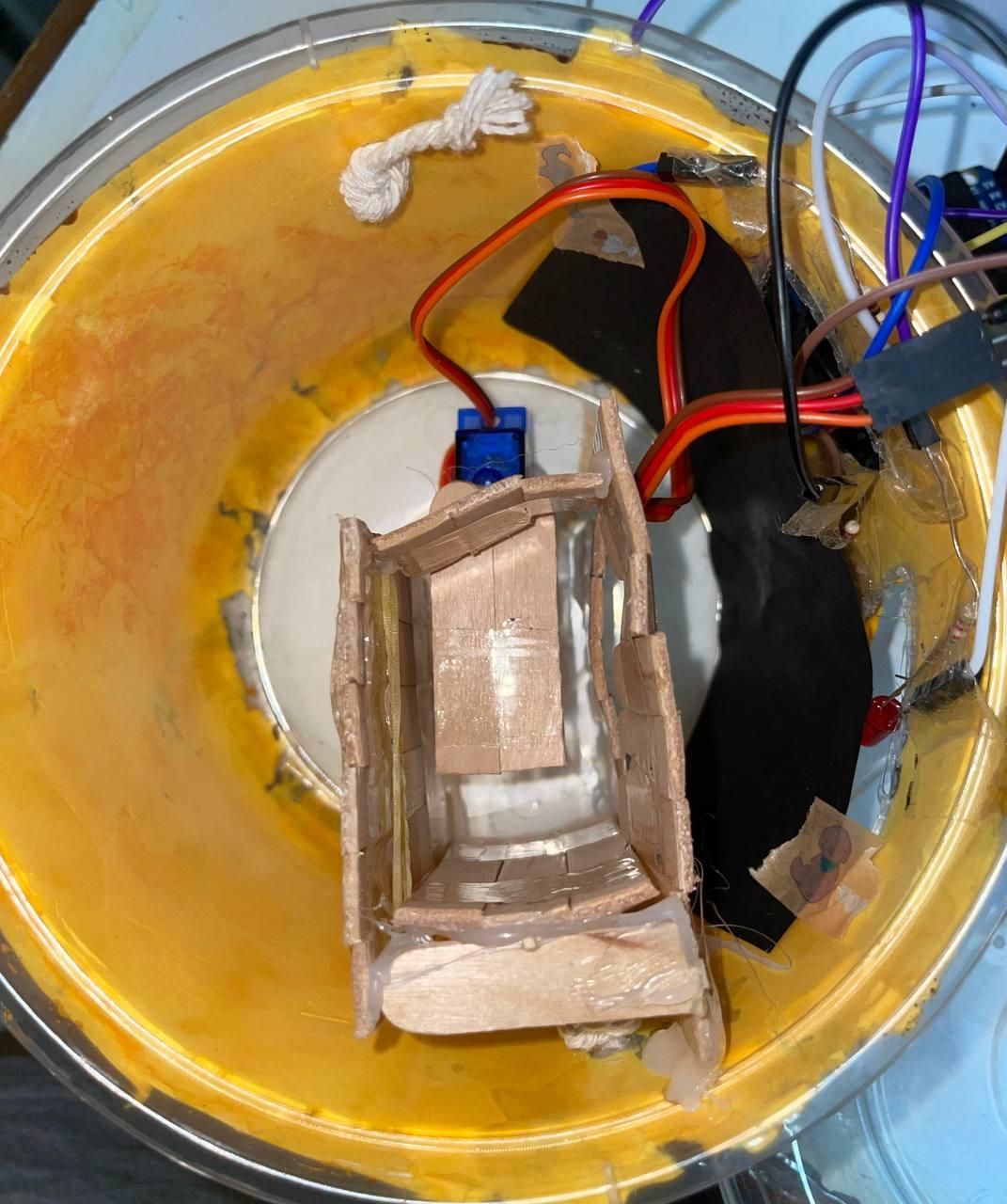 Halloween Candy Bucket : 3 Steps - Instructables