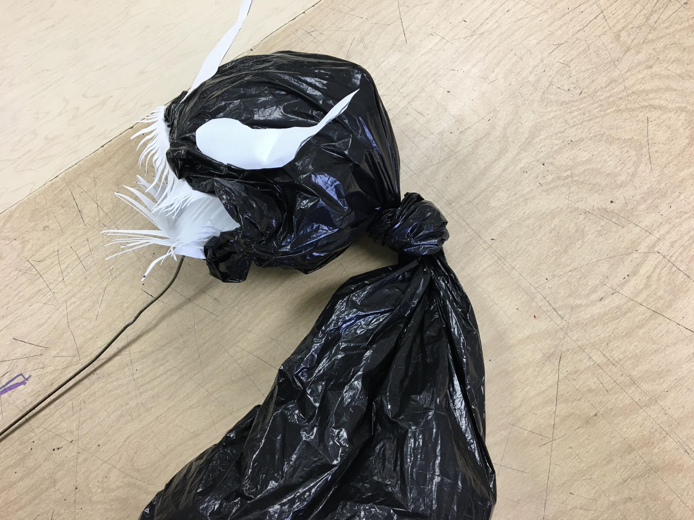 Trash Bag Simbiote : 7 Steps (with Pictures) - Instructables