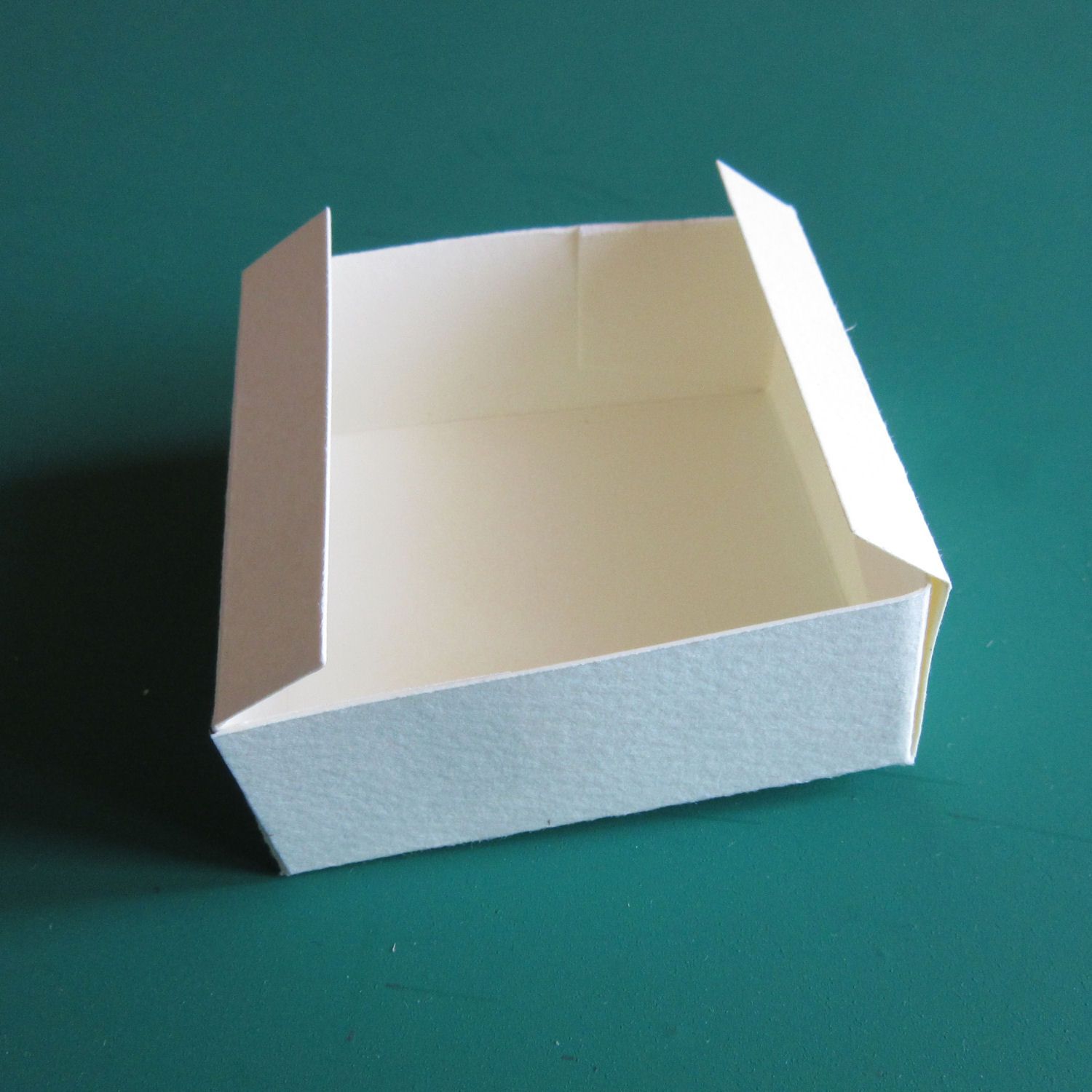 Simple Cardboard Sliding Gift or Storage Box : 4 Steps (with Pictures ...