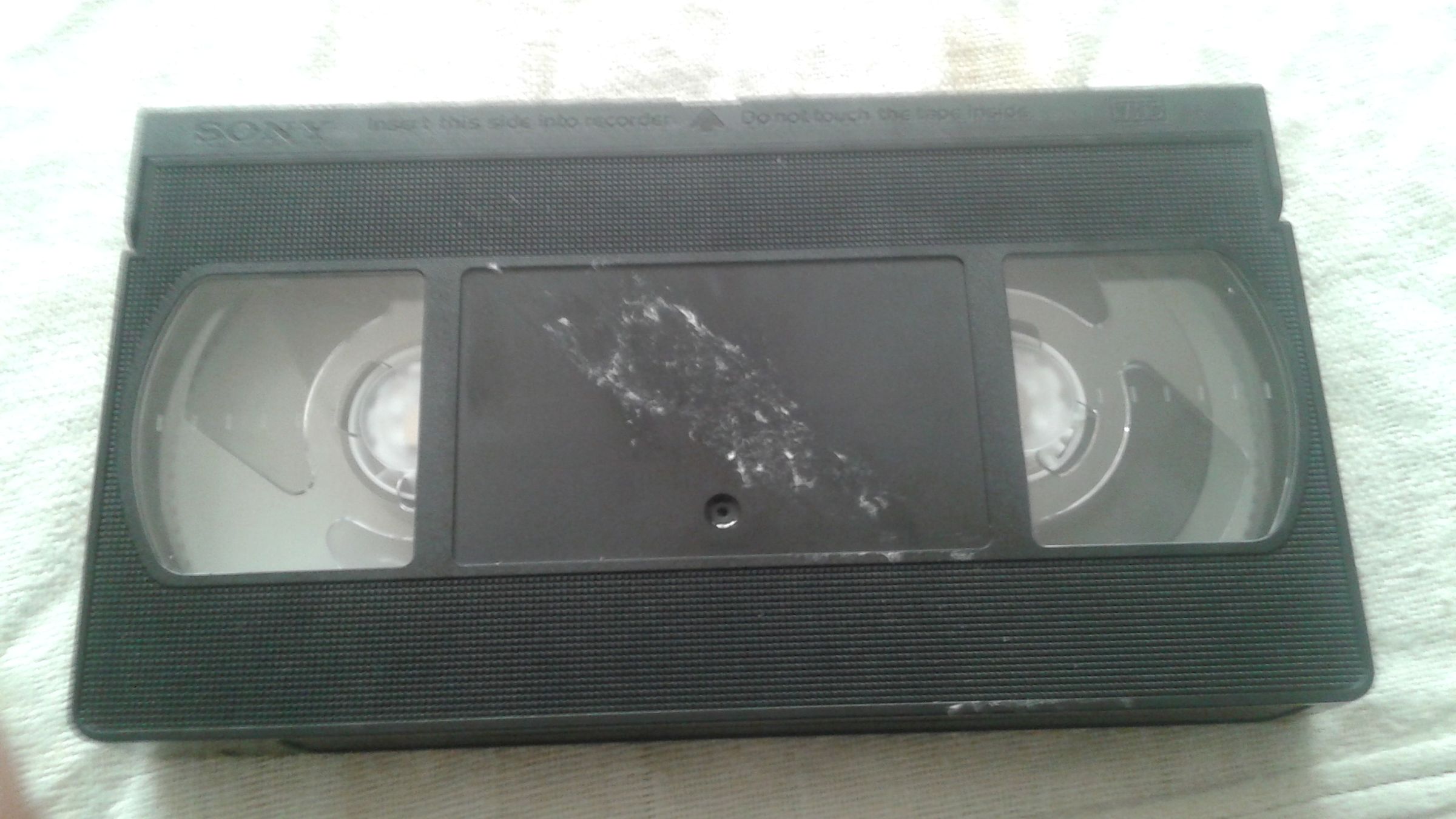 VHS DECORATION LAMP : 10 Steps (with Pictures) - Instructables