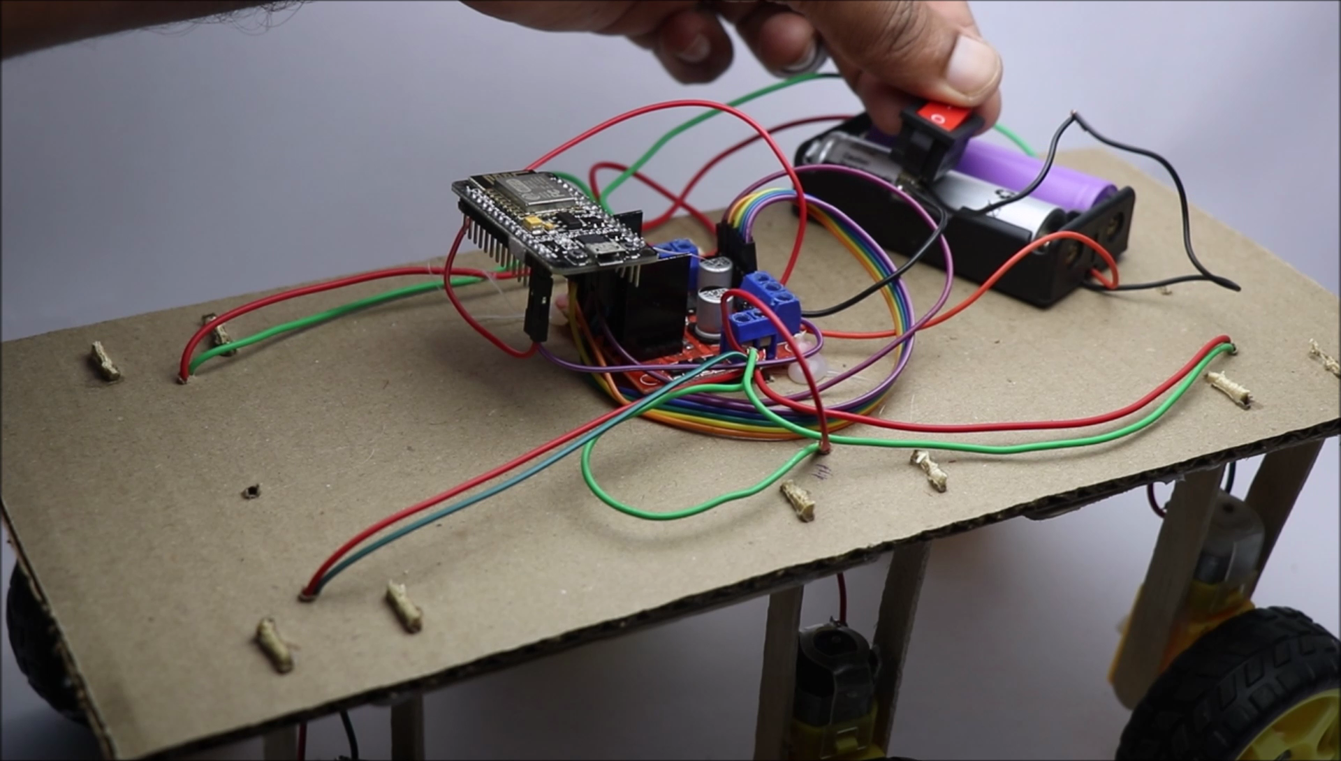 Make Robot Car That Is Smartphone Controlled With 6WD : 8 Steps (with ...