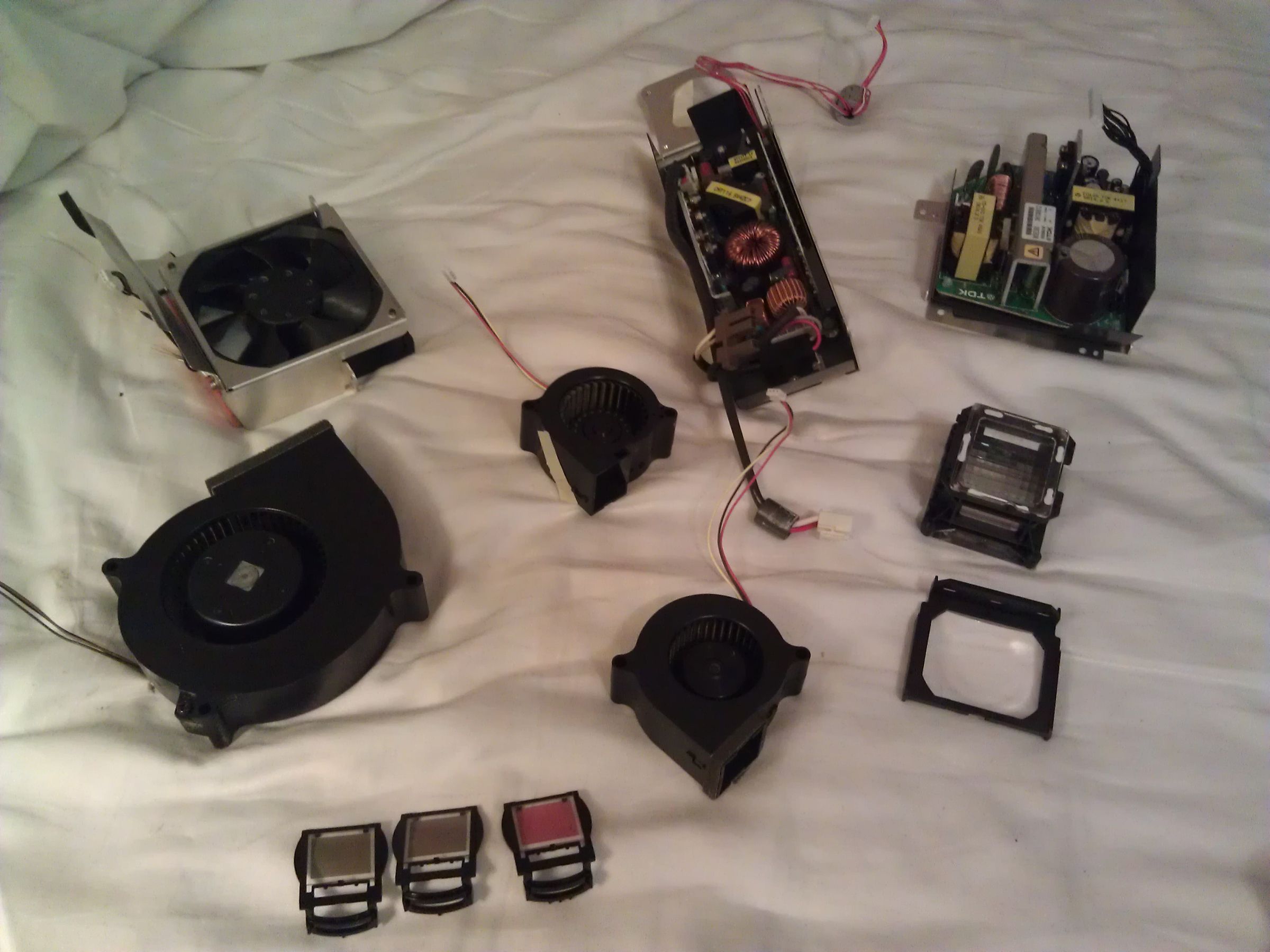 Projection Microscope From Broken Projector : 10 Steps - Instructables