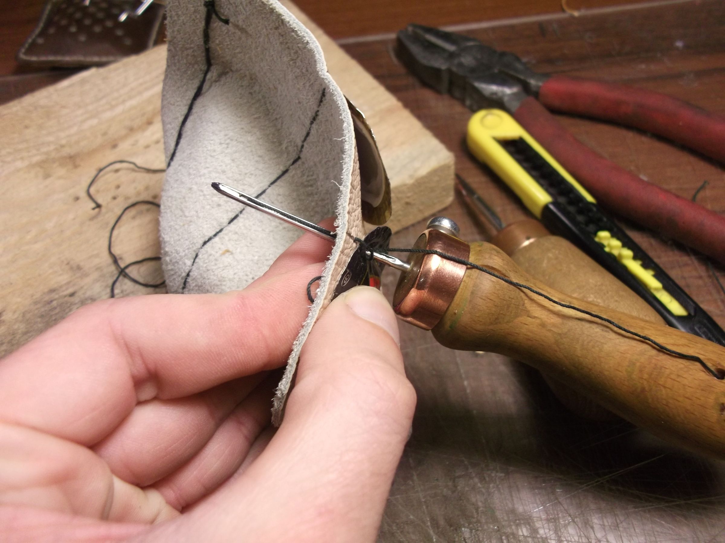 CapScale. Attaching Scales by Stitching : 7 Steps (with Pictures ...