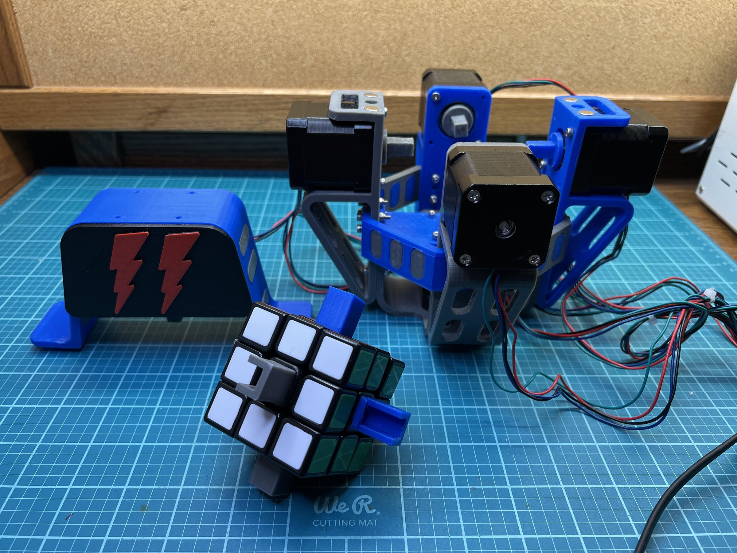 Rubik's Cube Solver : 9 Steps (with Pictures) - Instructables