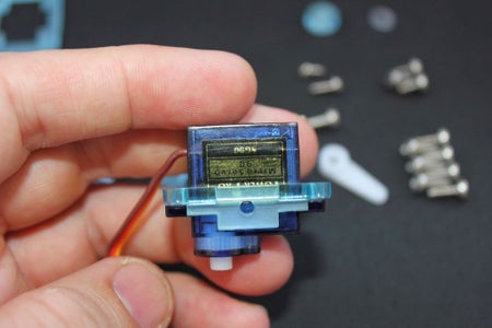 組裝和設定你的 MeArm : 9 Steps - Instructables