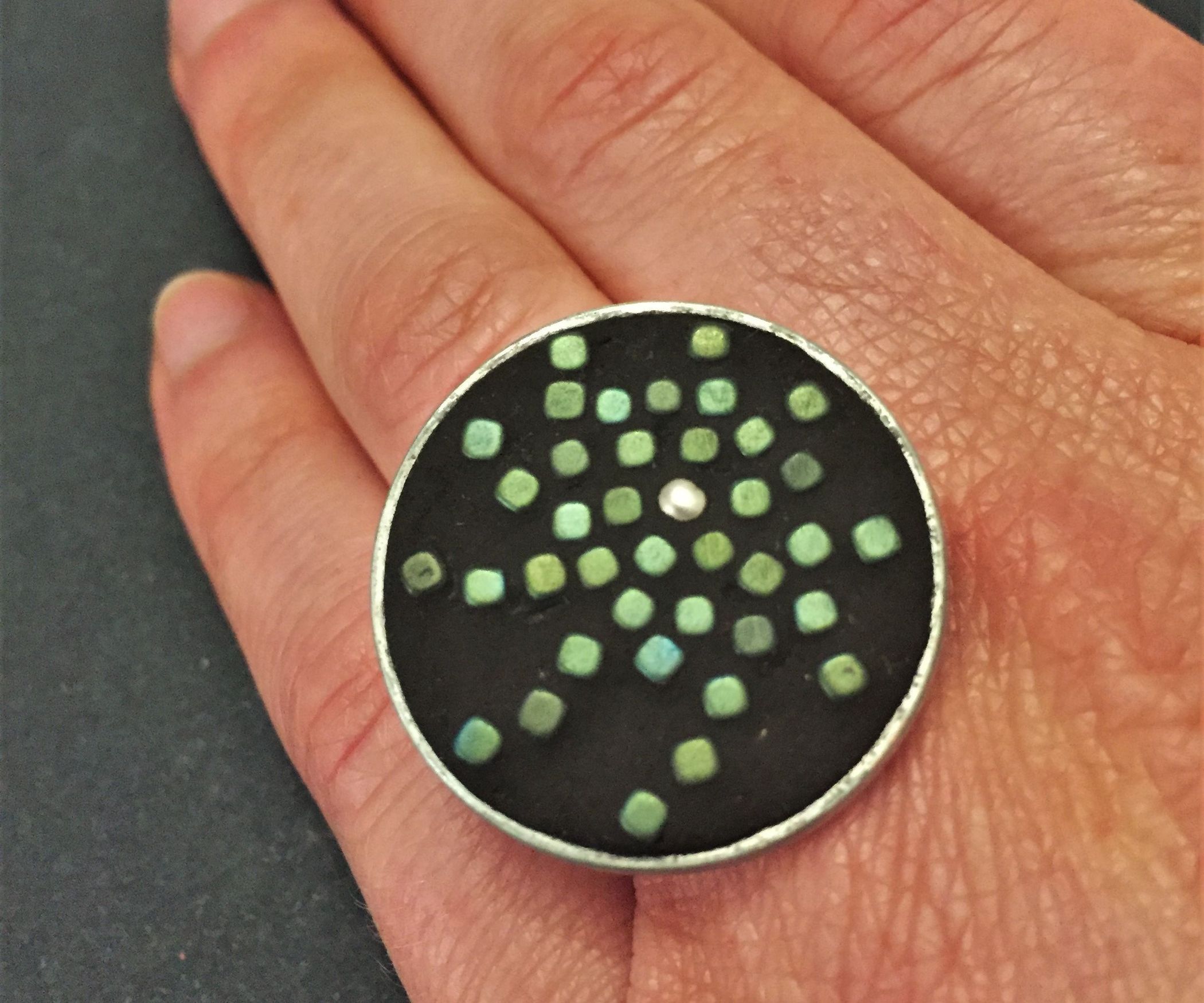 The Mosaic Ring : 5 Steps (with Pictures) - Instructables