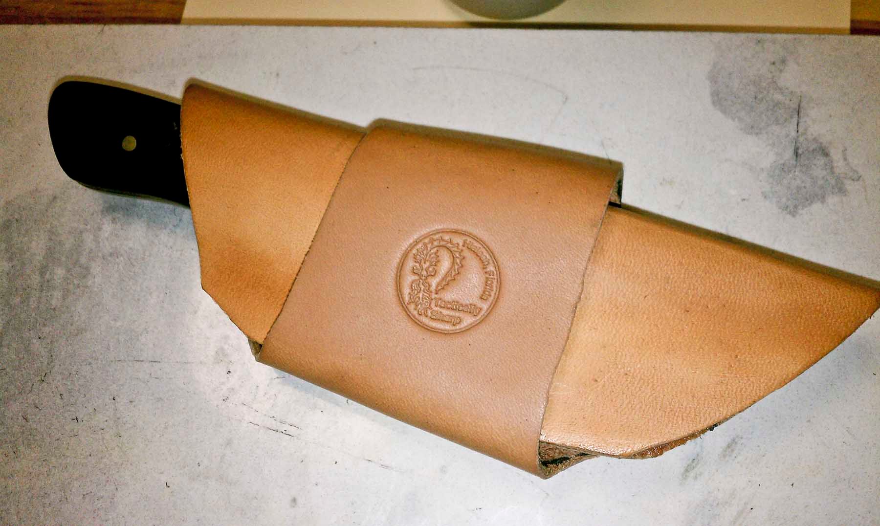 Make a Stitchless Horizontal Carry Sheath... - Instructables