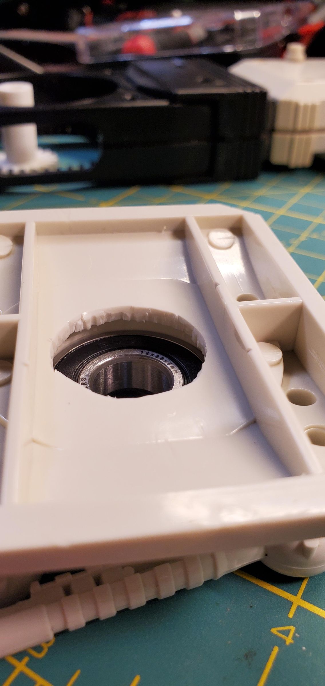 Omnibot Shoulder Servo Modification : 7 Steps (with Pictures ...