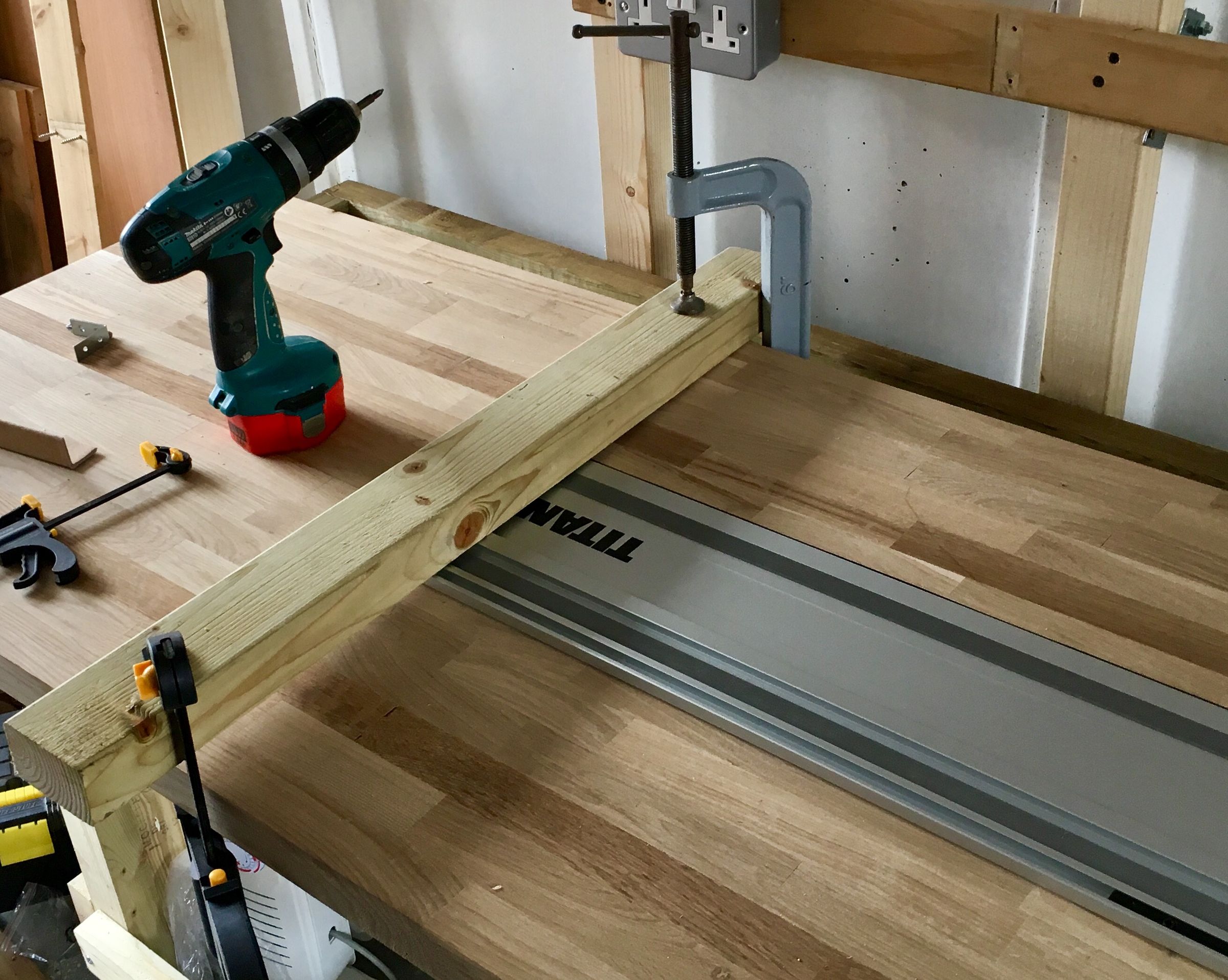 Heavy Duty Workbench With Chop Saw : 9 Steps (with Pictures ...