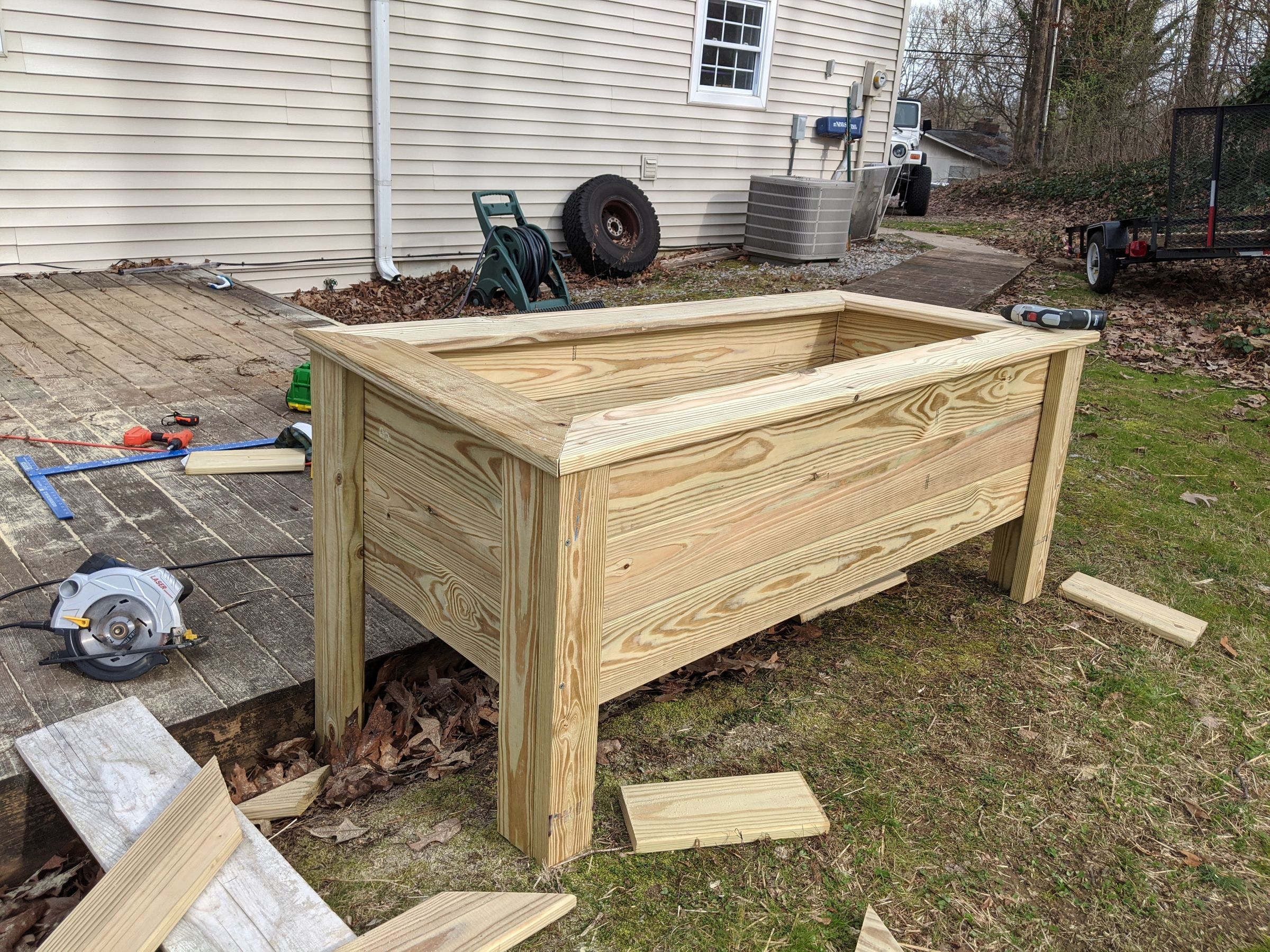 Elevated Planter Raised Bed : 5 Steps (with Pictures) - Instructables