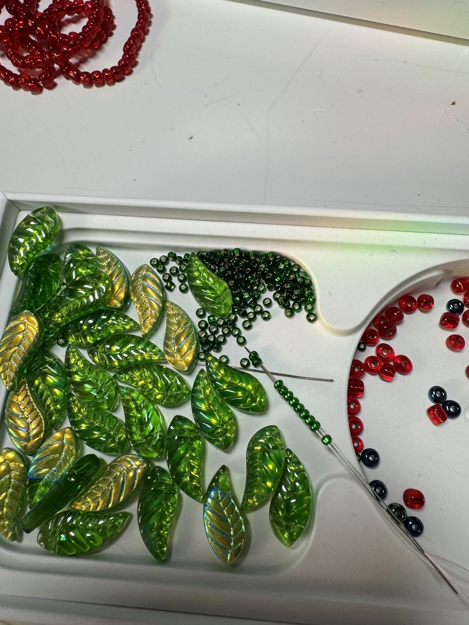 Beaded Raspberry Necklace : 18 Steps (with Pictures) - Instructables