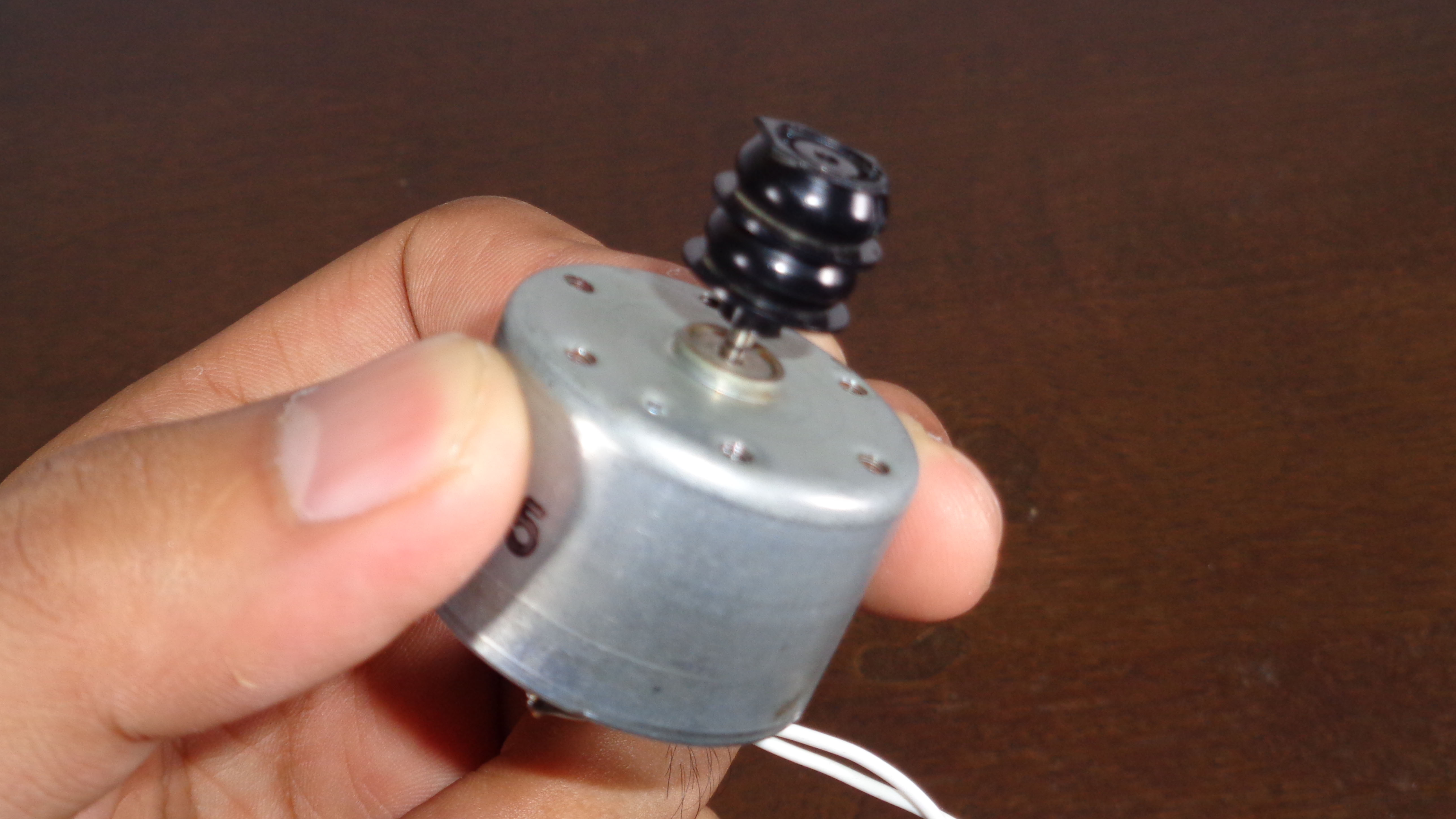 How to Make : Simple Electric Generator - Instructables