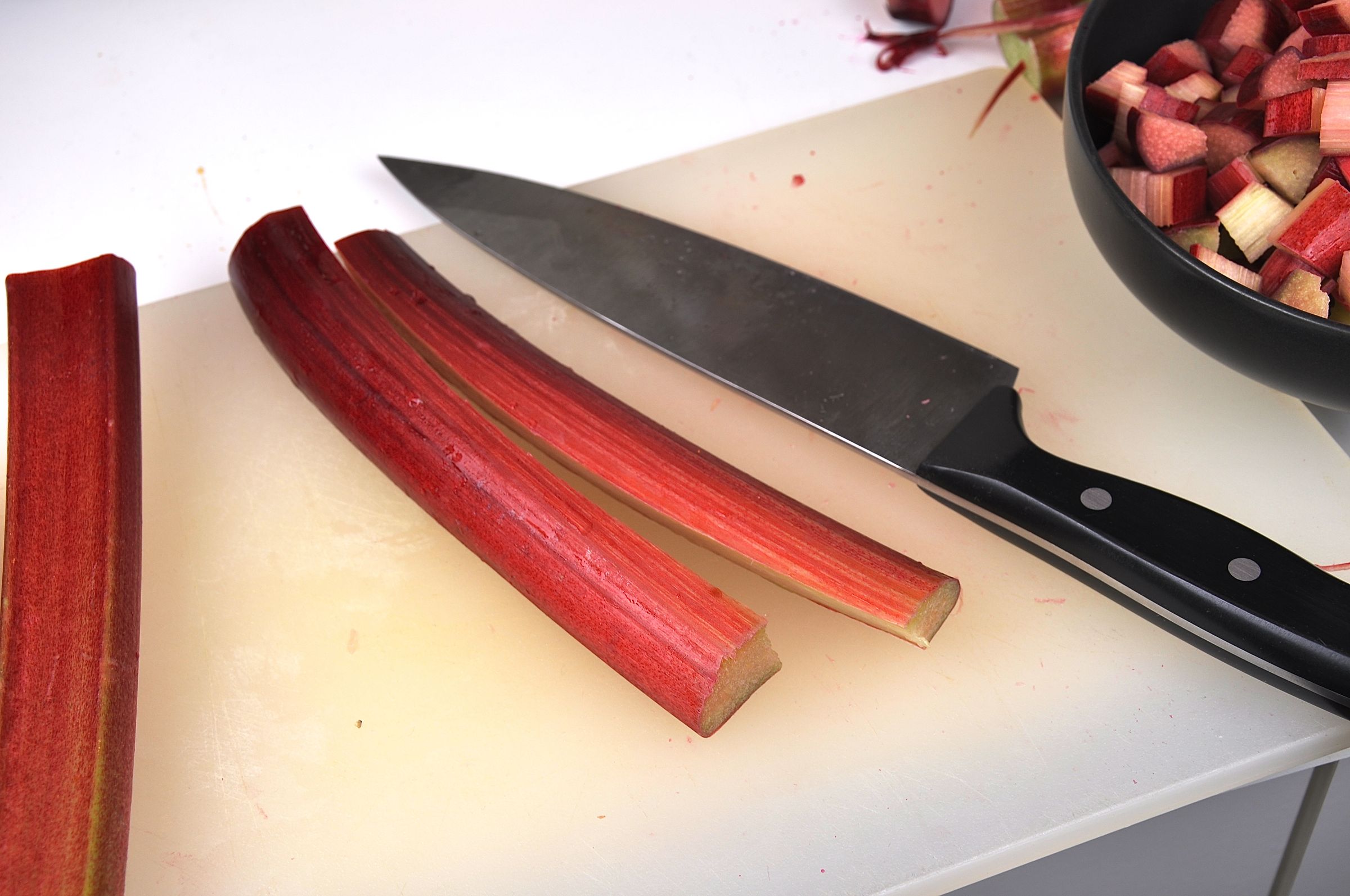 Easy Rhubarb Dessert : 5 Steps (with Pictures) - Instructables