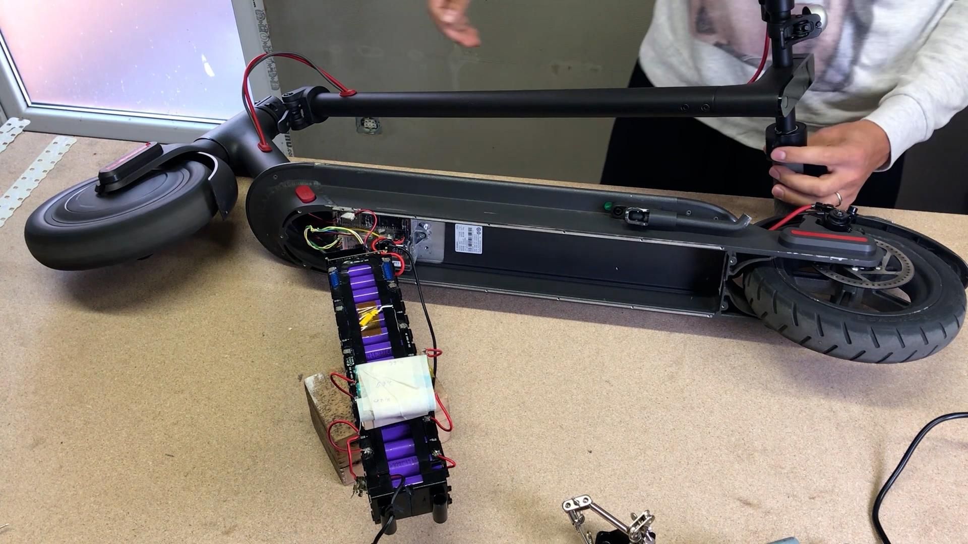 Xiaomi M365 Electric Scooter Battery Repair : 12 Steps - Instructables
