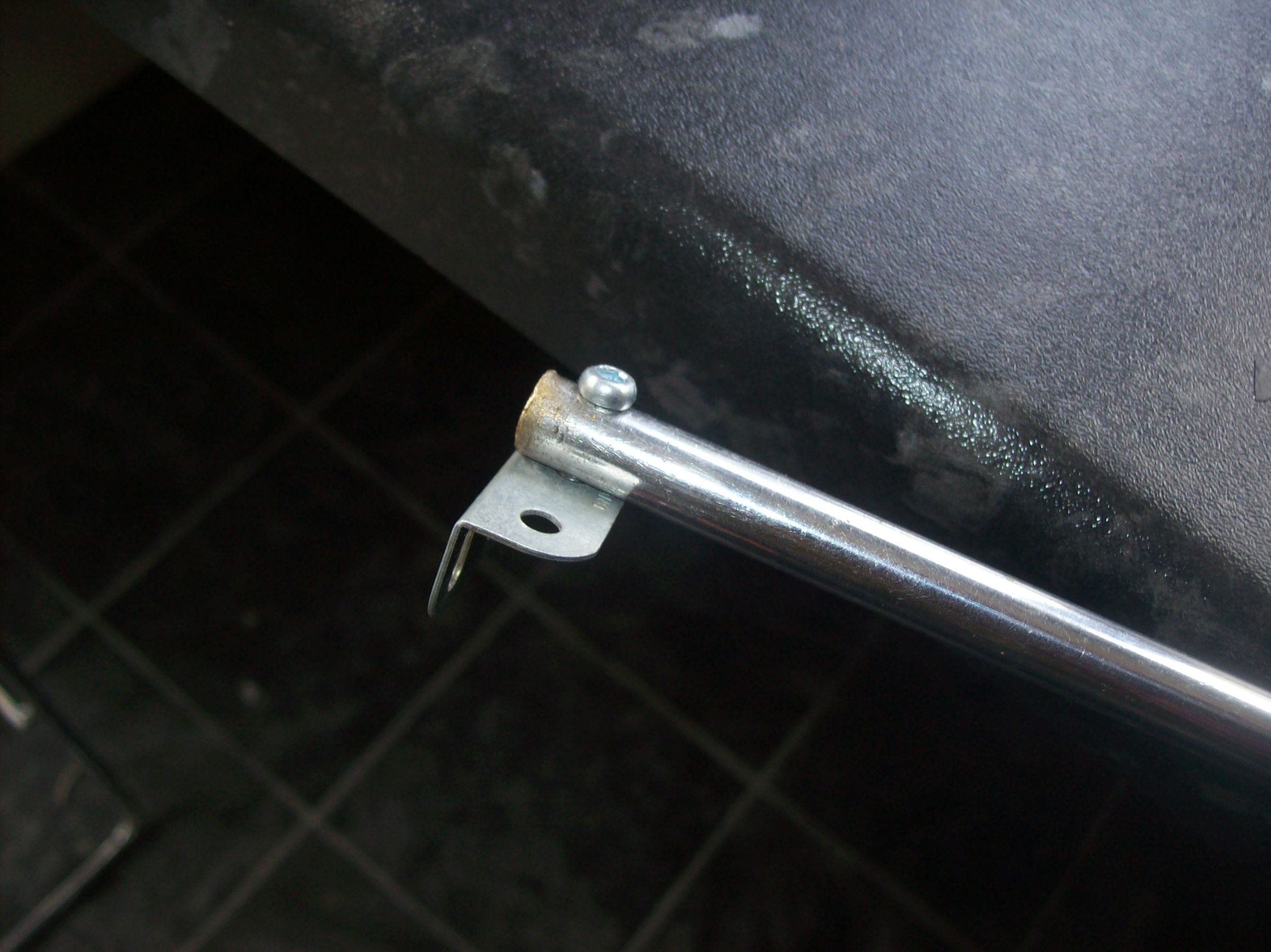 Microphone Ceiling Mount : 5 Steps - Instructables