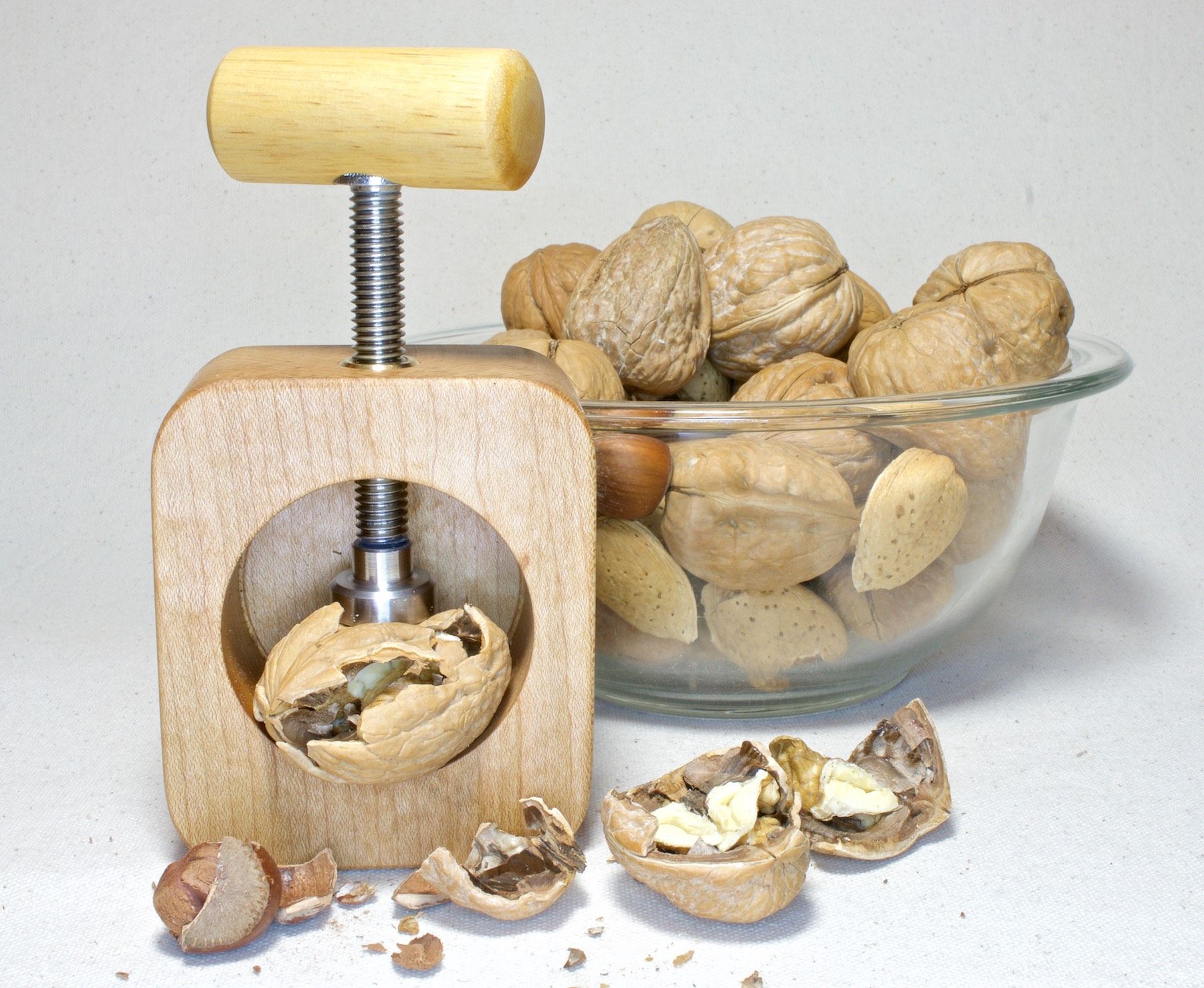 Big Screw Nutcracker : 8 Steps (with Pictures) - Instructables