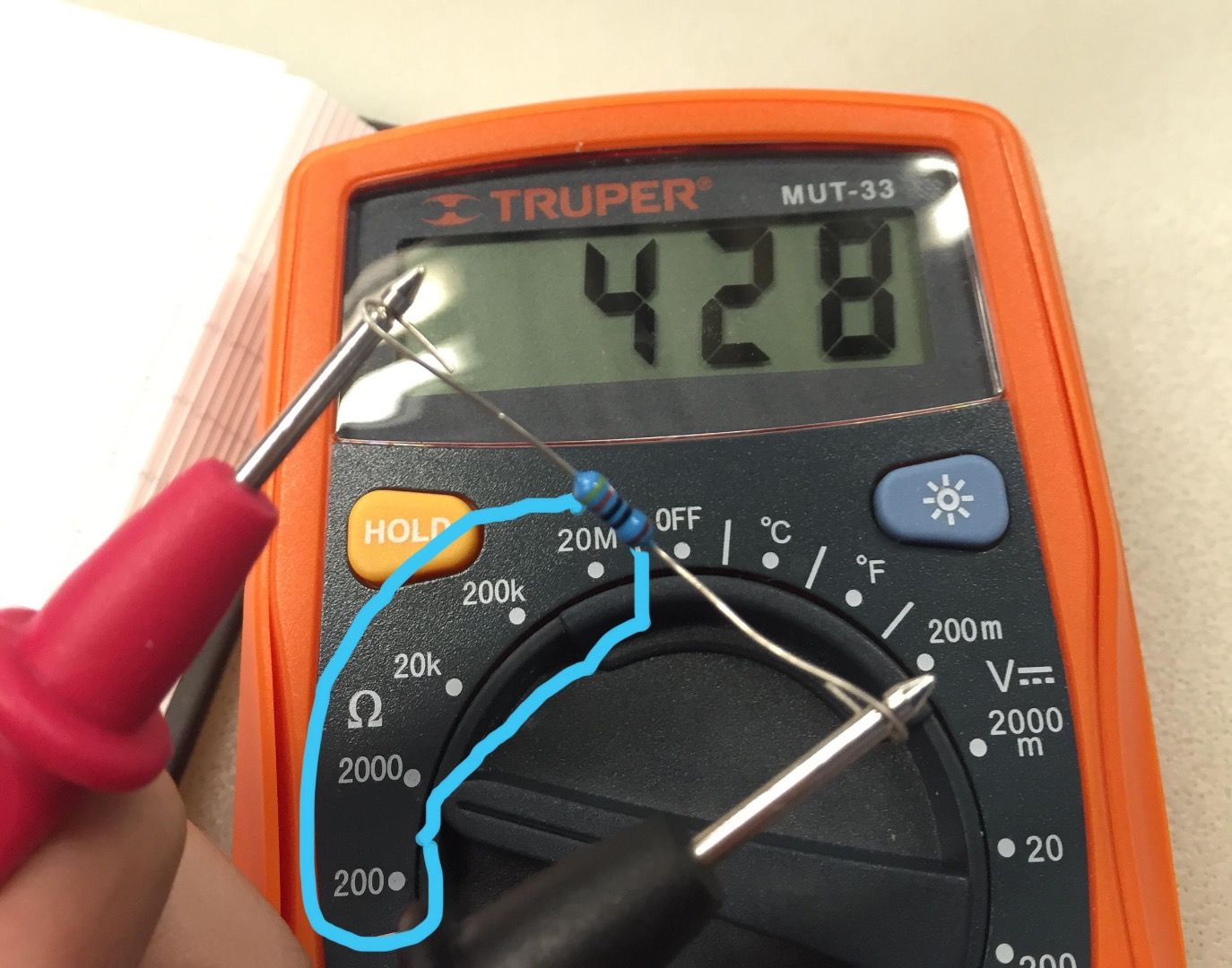 Resistencia: Circuito Con Foco LED : 4 Steps - Instructables