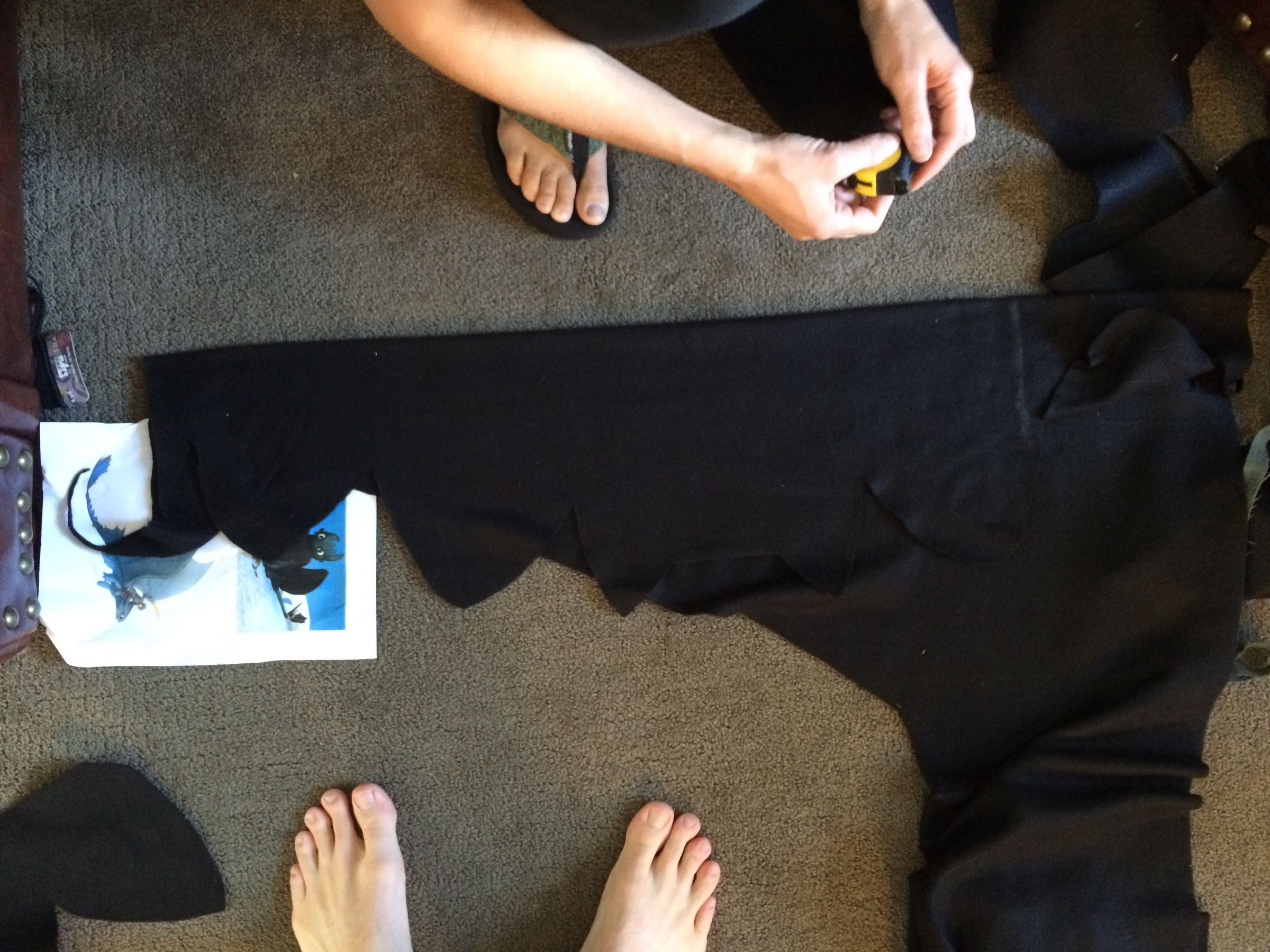 Easy Toothless Costume : 7 Steps (with Pictures) - Instructables