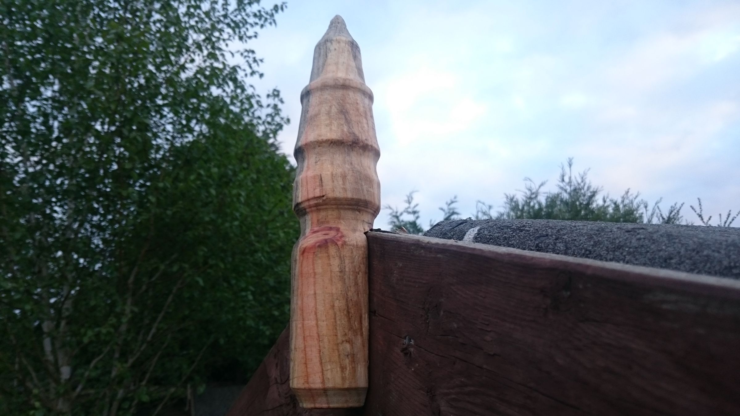 Pallet Wood Finial Using the Benchtop Spring Pole Lathe : 7 Steps (with ...