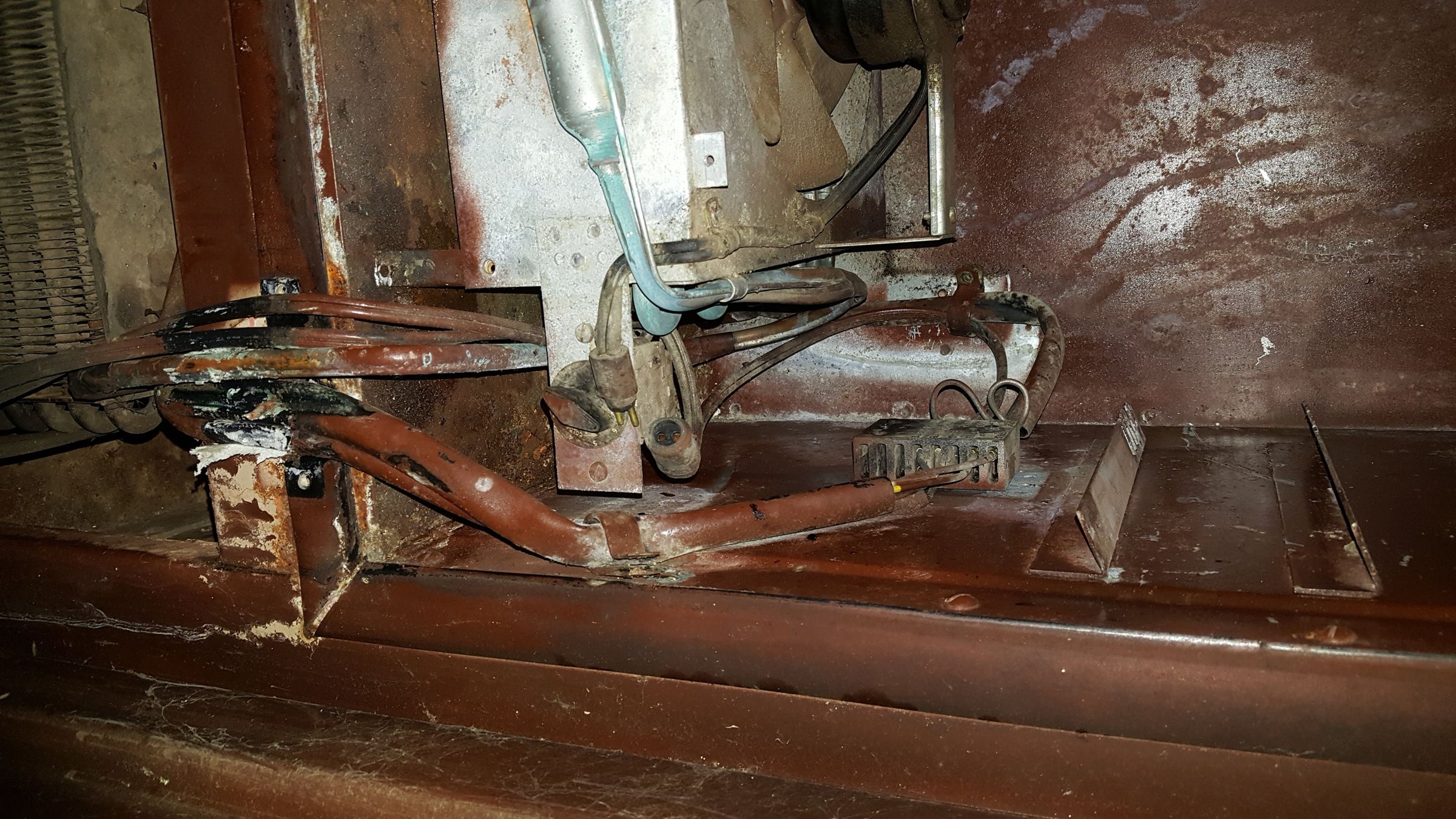 Restoring a 1960's Coke Machine! : 9 Steps (with Pictures) - Instructables