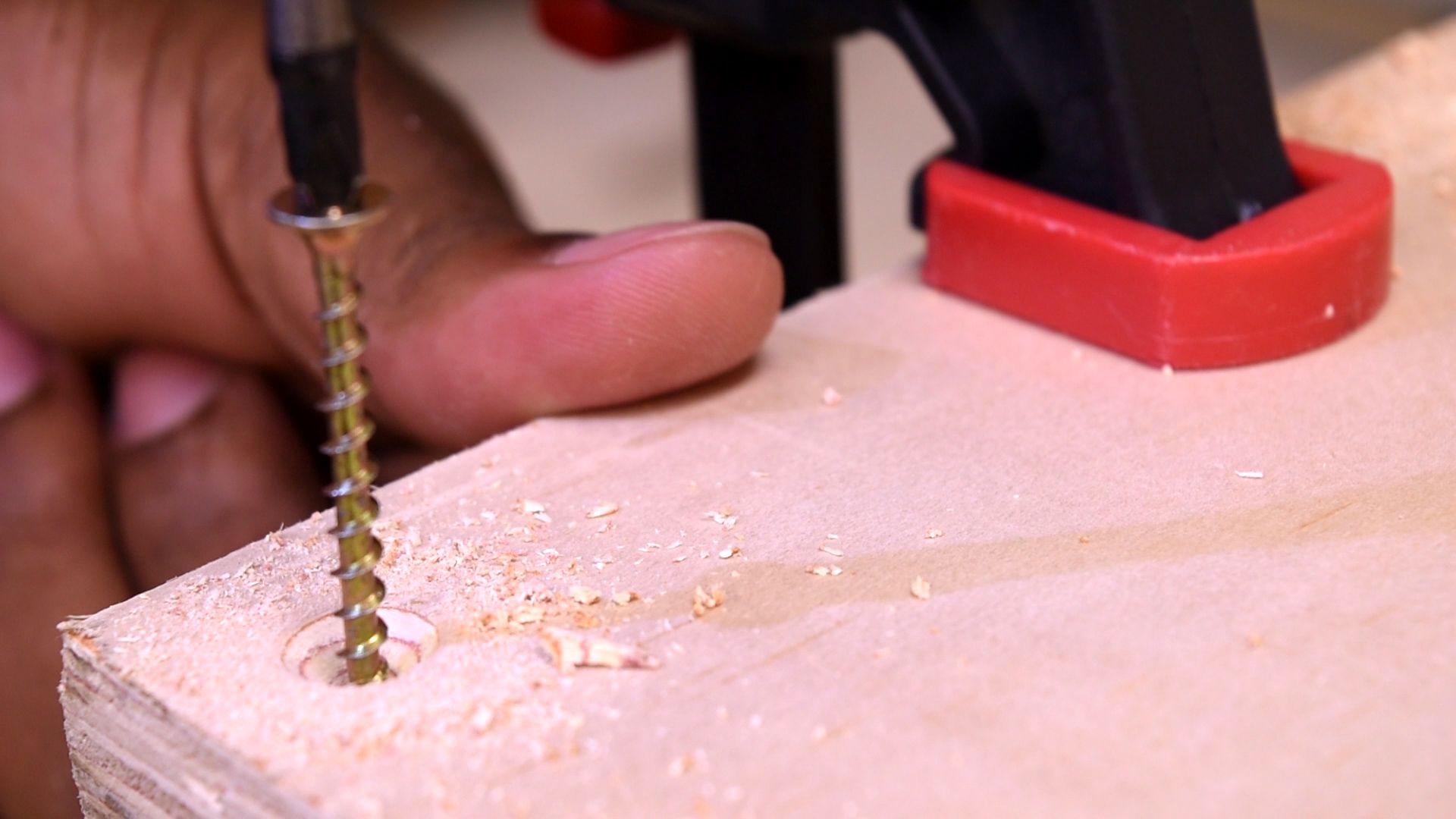 MAX CUT 2 Circular Saw Crosscut & Miter Jig : 11 Steps (with Pictures ...