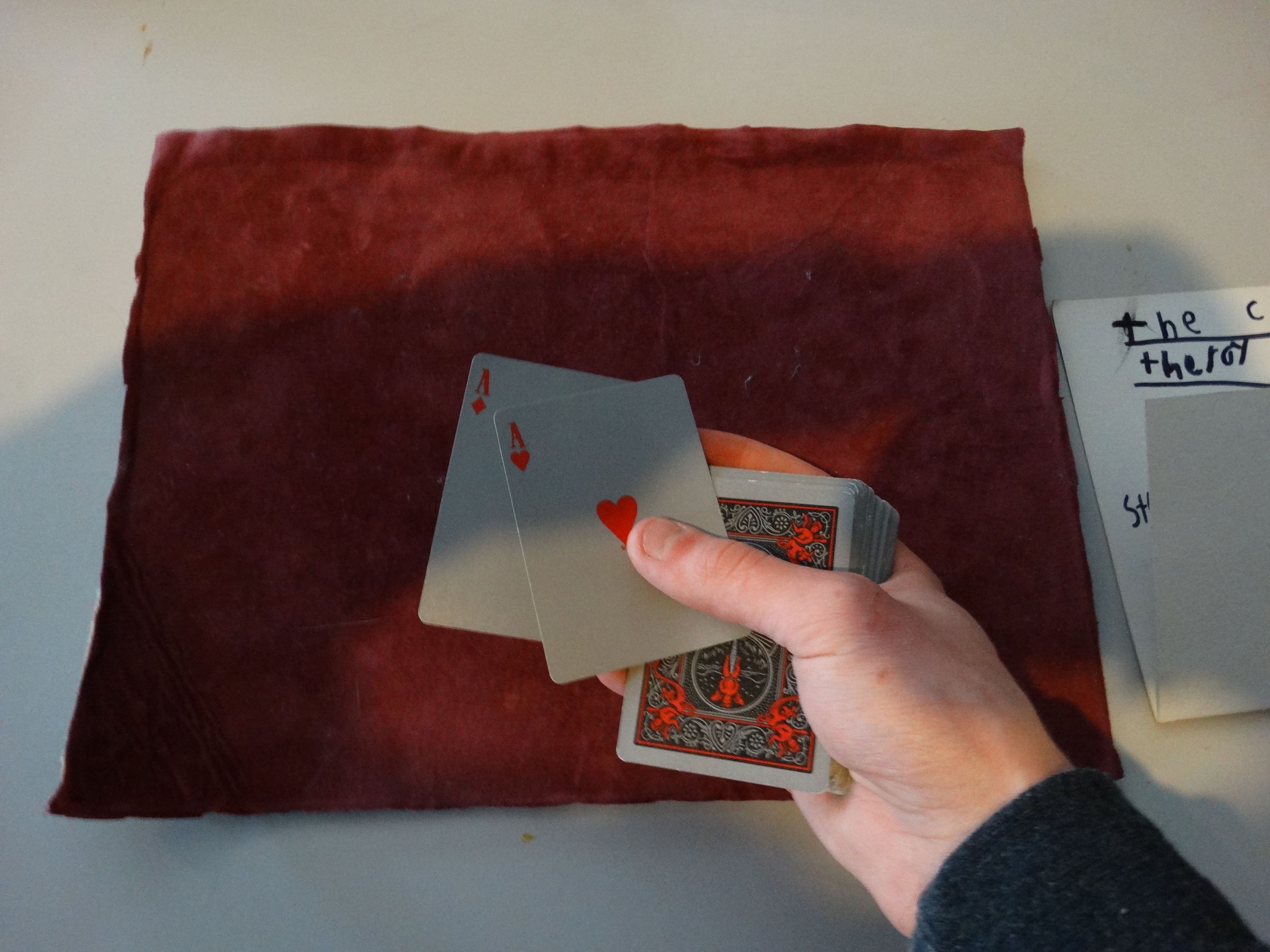 How to Do Funny Card Tric : 4 Steps - Instructables