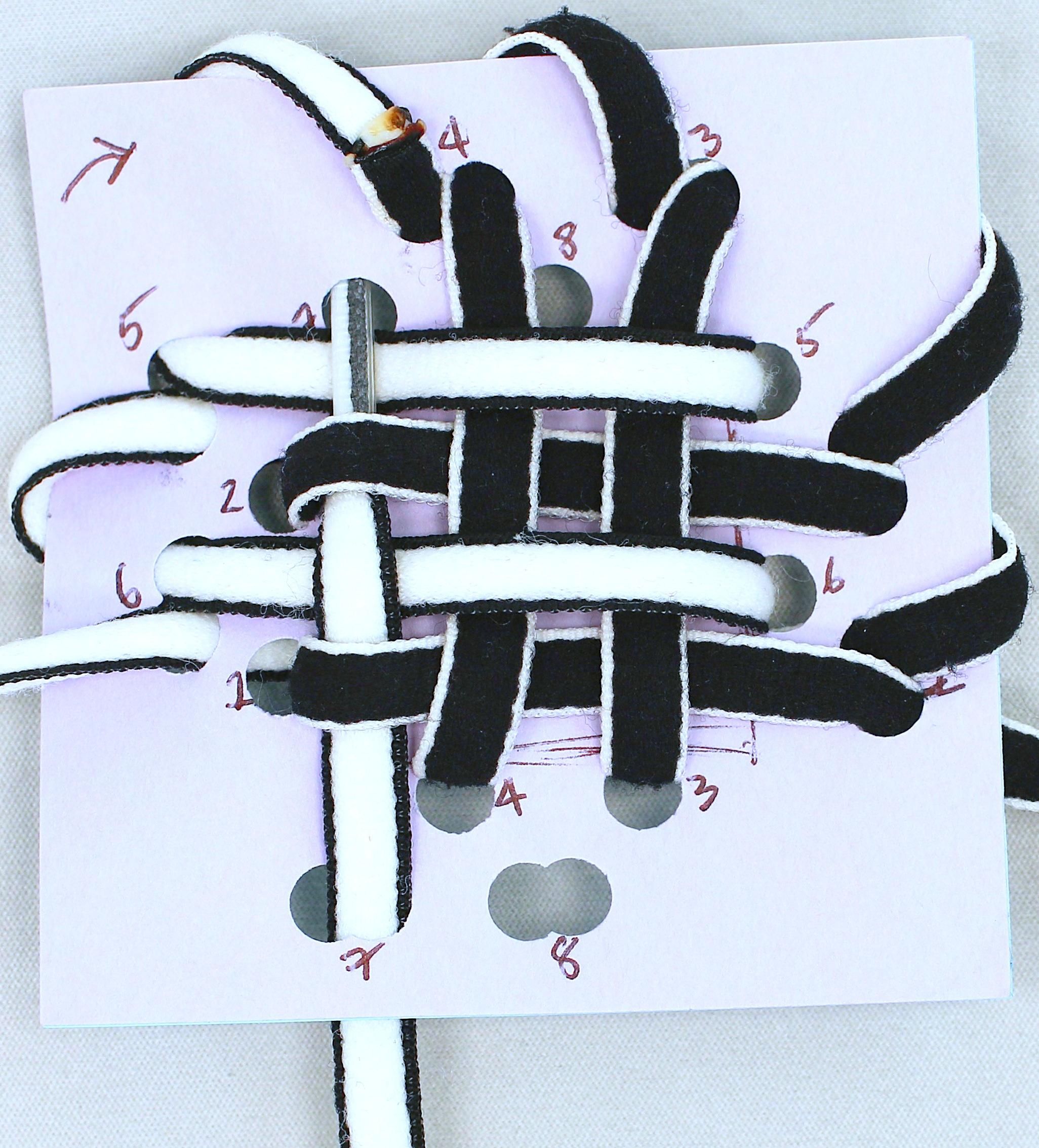 Tie a Pan Chang/Mystic Knot With a Paper Template : 7 Steps (with ...