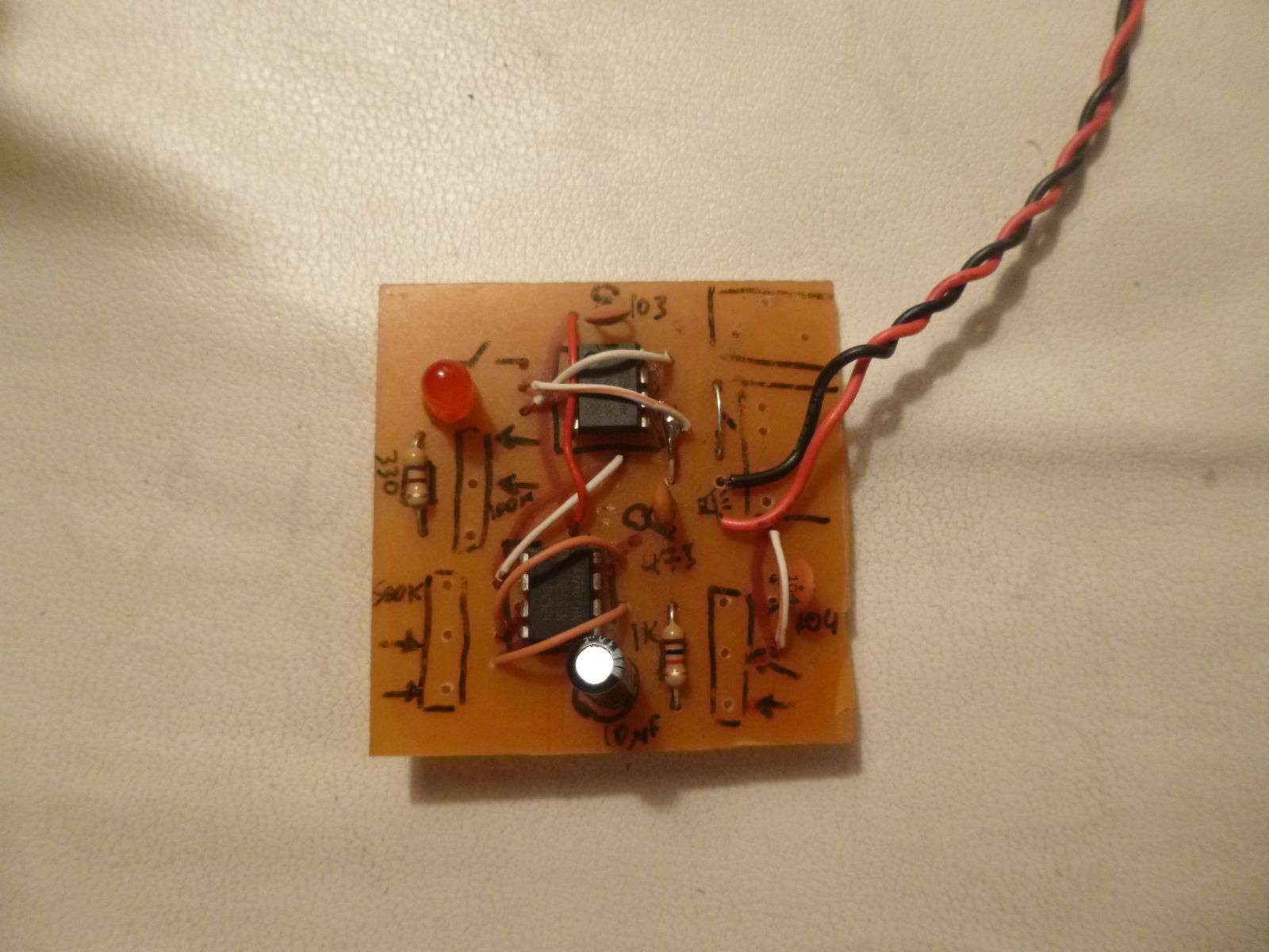 Light Theremin With Magnet Holder : 4 Steps - Instructables