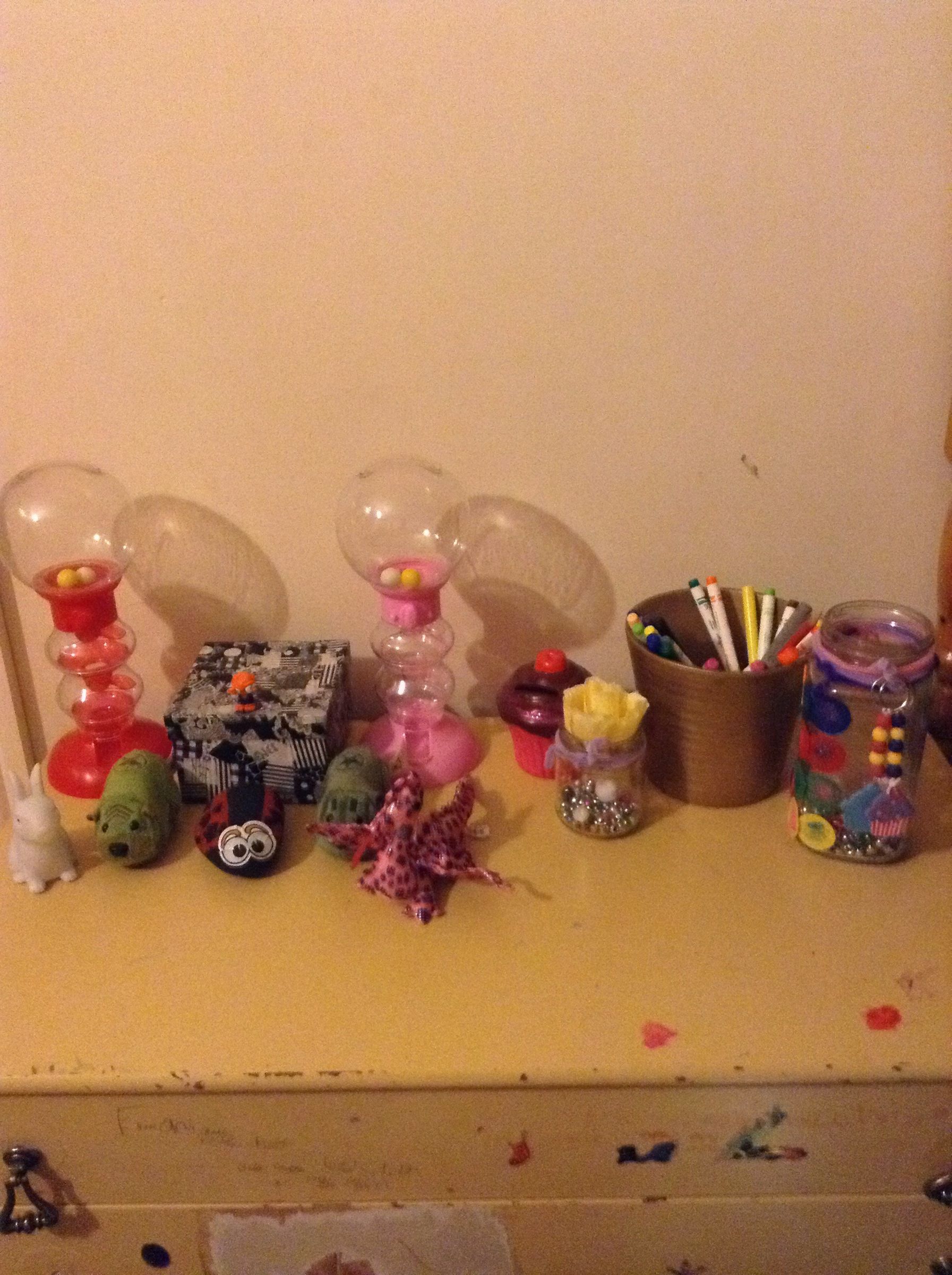How to Decorate Your Desk. - Instructables