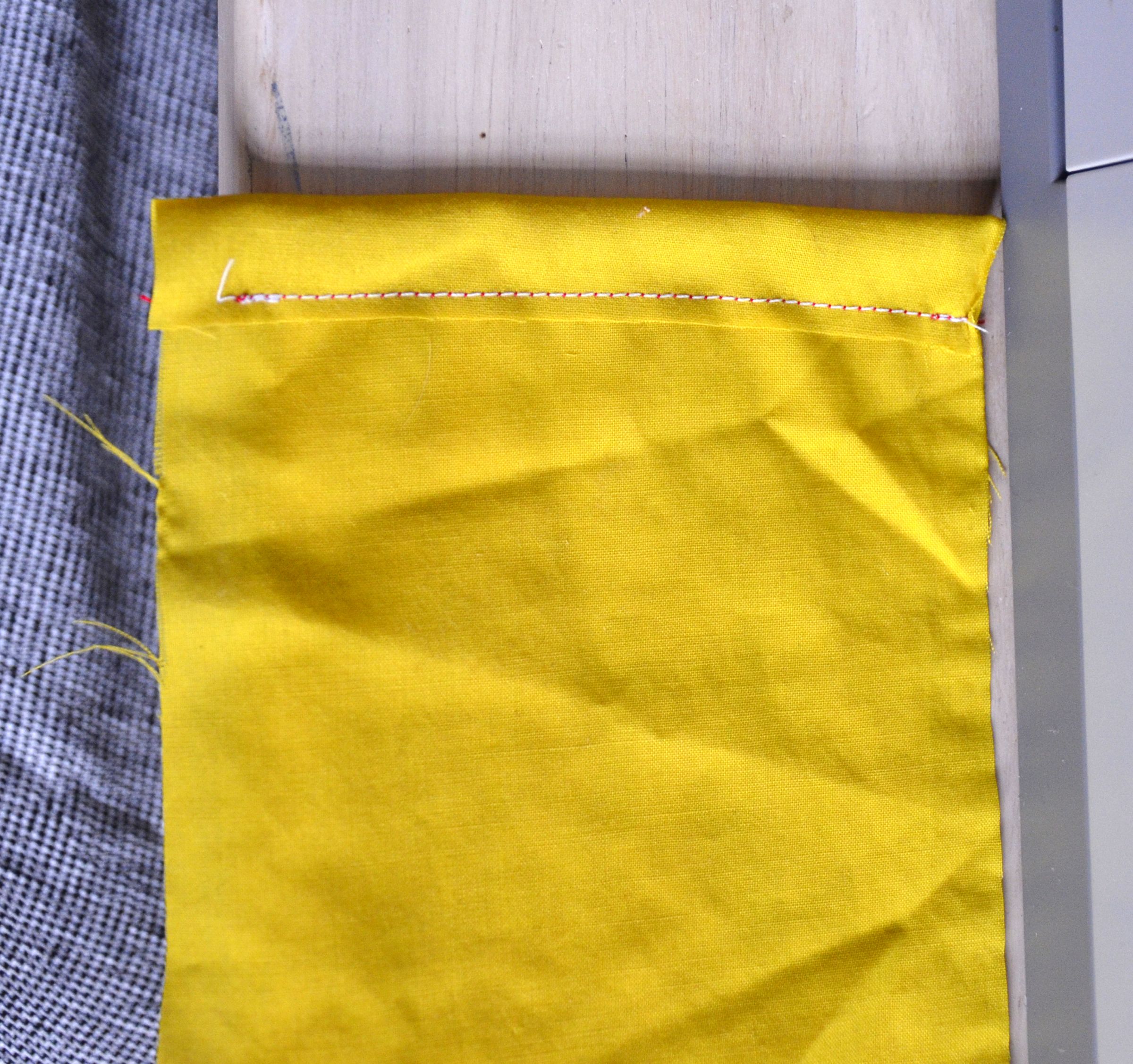 Make Your Own Hanging Flag Banner From Scrap Fabric : 6 Steps (with ...