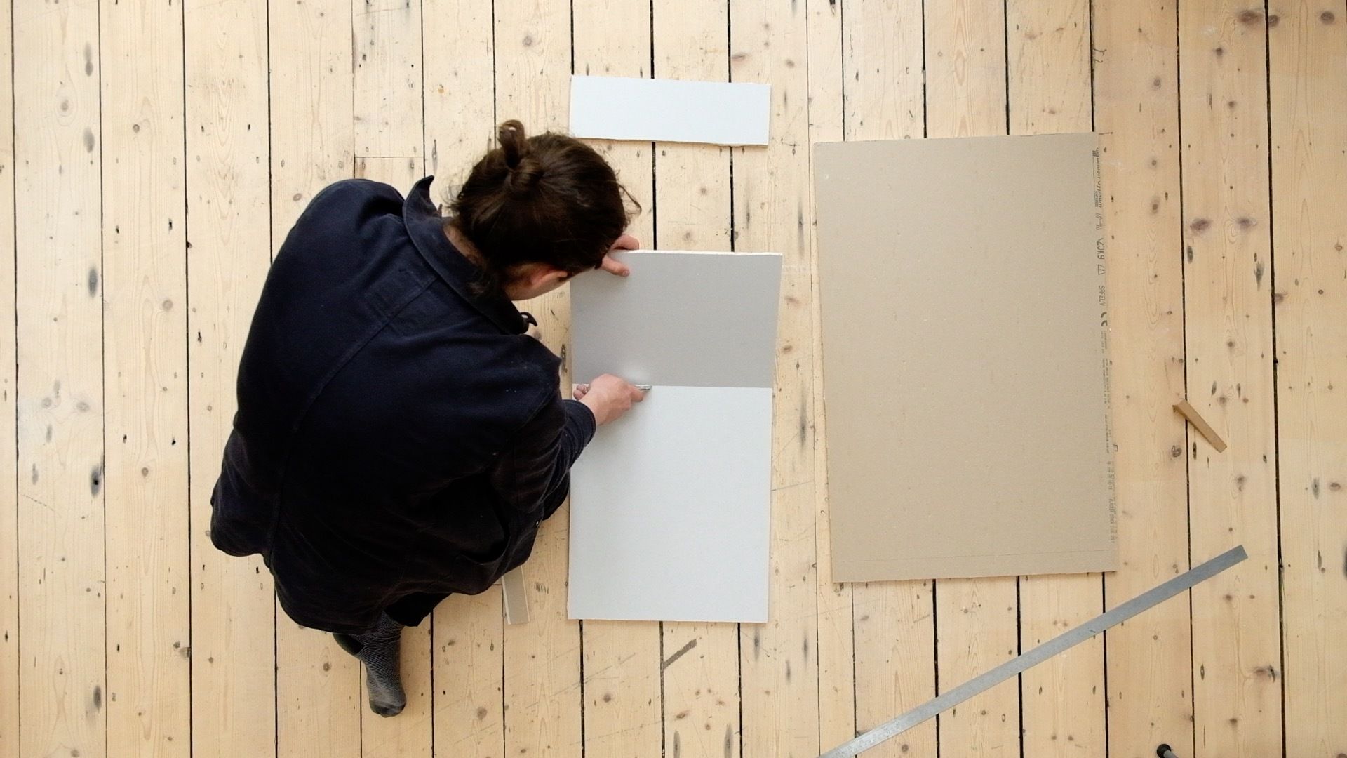 Making a Bedside Table Out of Drywall : 11 Steps - Instructables