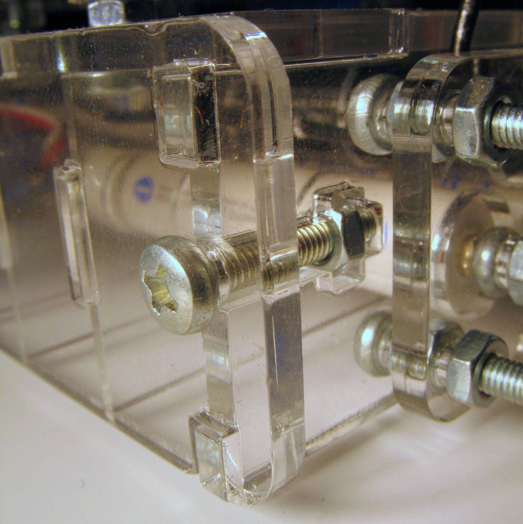 How to Make Anything (Using Acrylic and Machine Screws) : 6 Steps (with ...